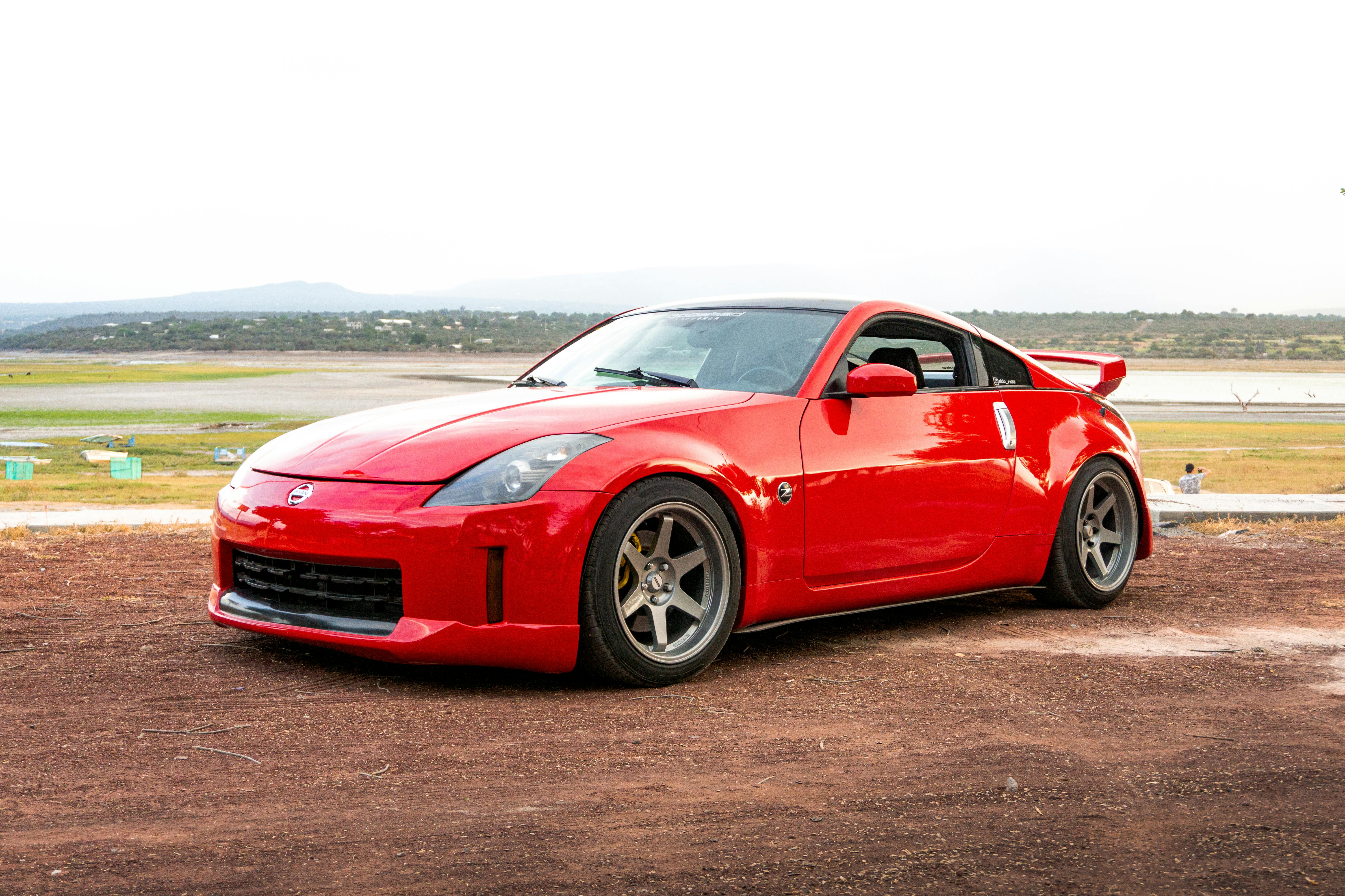 Red Nissan 350Z · Free Stock Photo