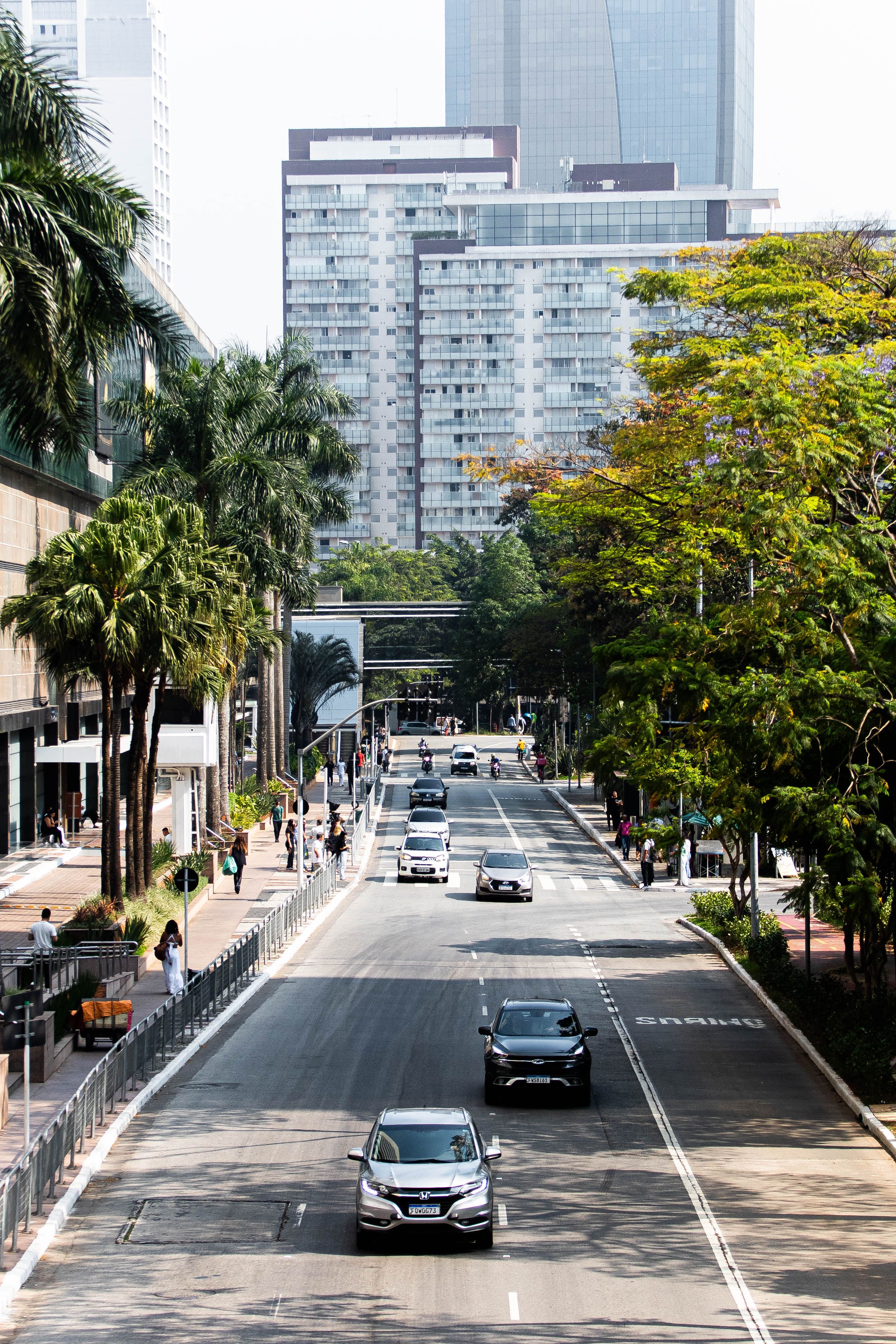 Cars on the Street in City · Free Stock Photo