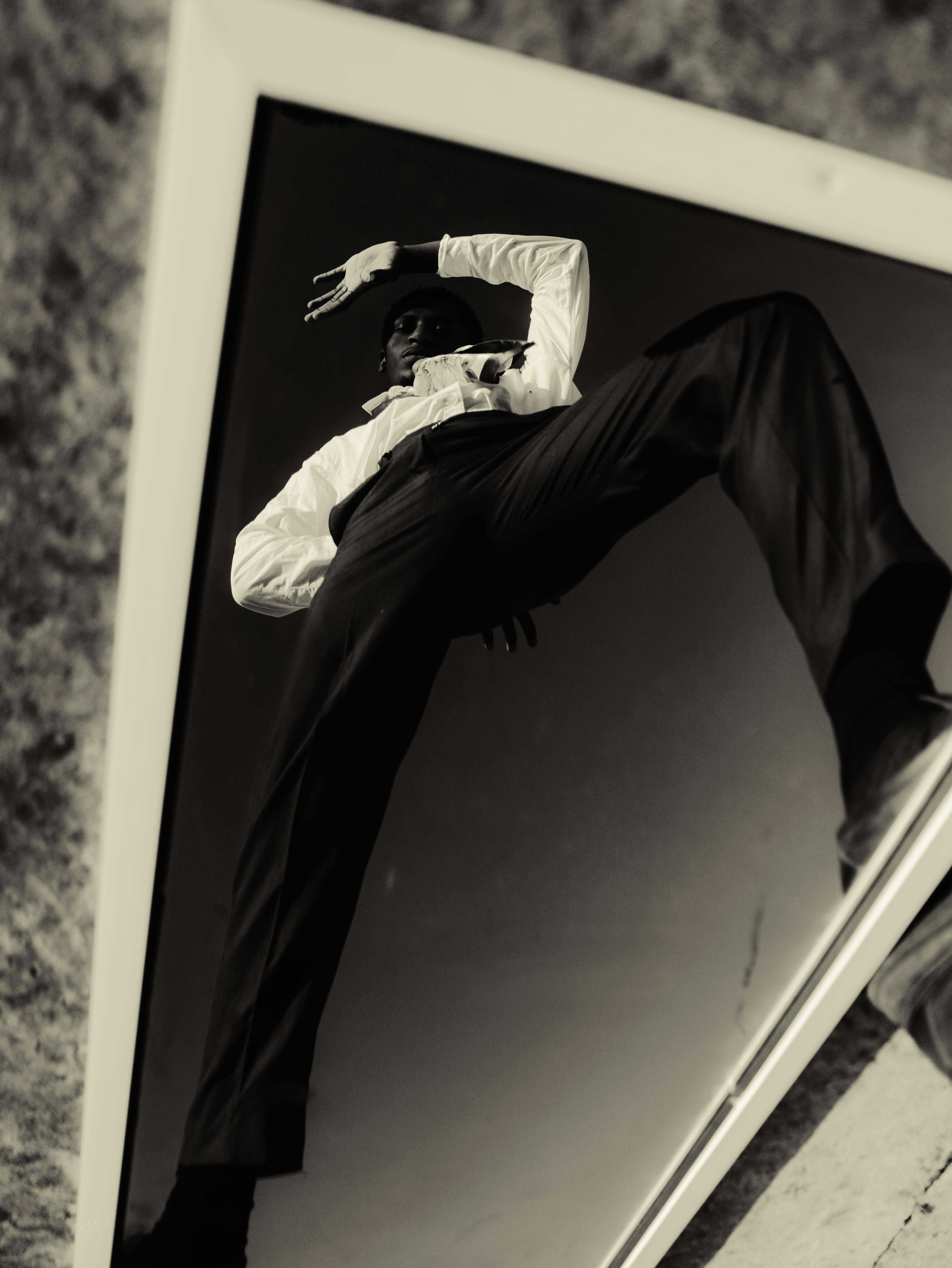 Reflection of Model in Mirror · Free Stock Photo