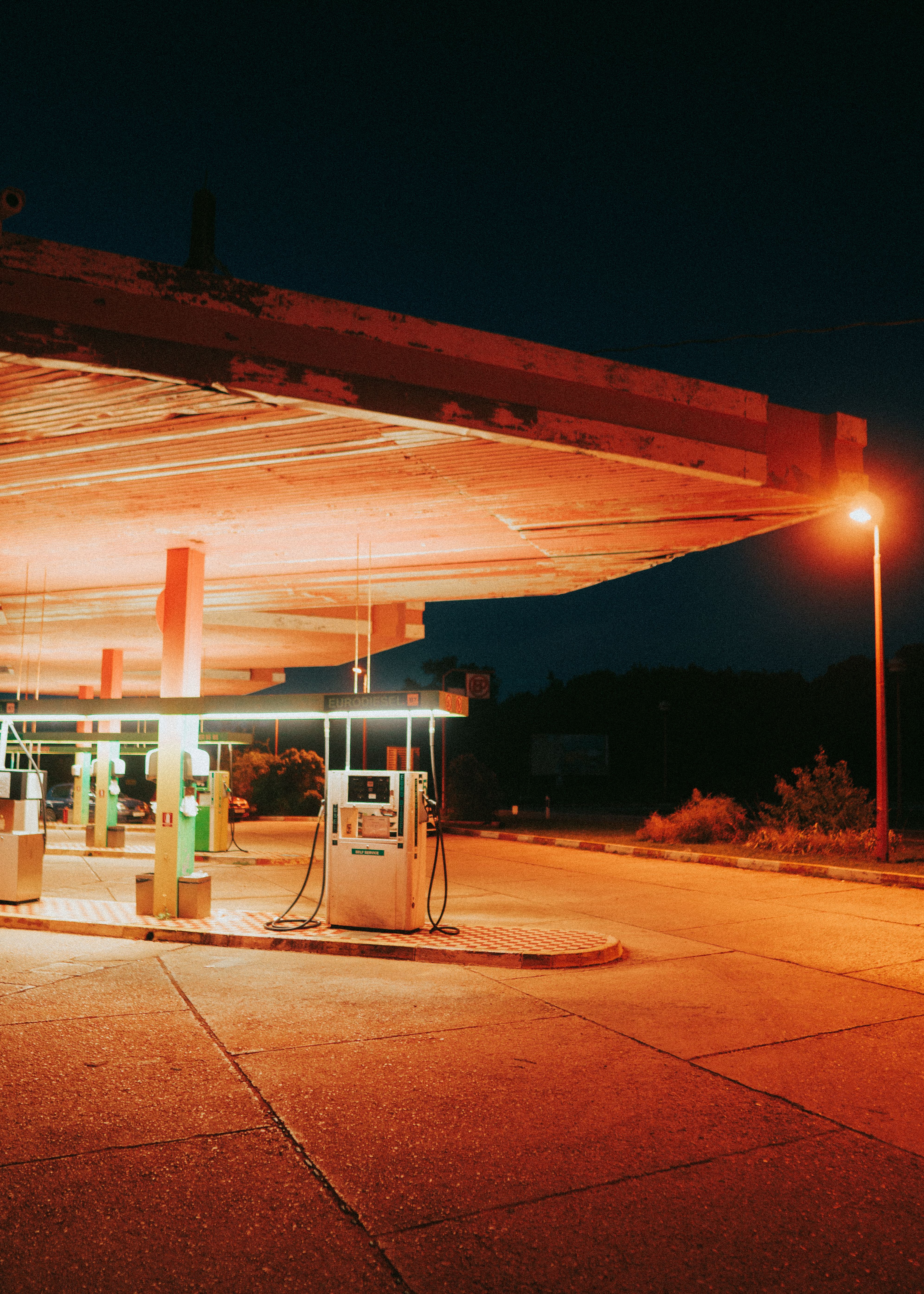 Gas Station at Night · Free Stock Photo