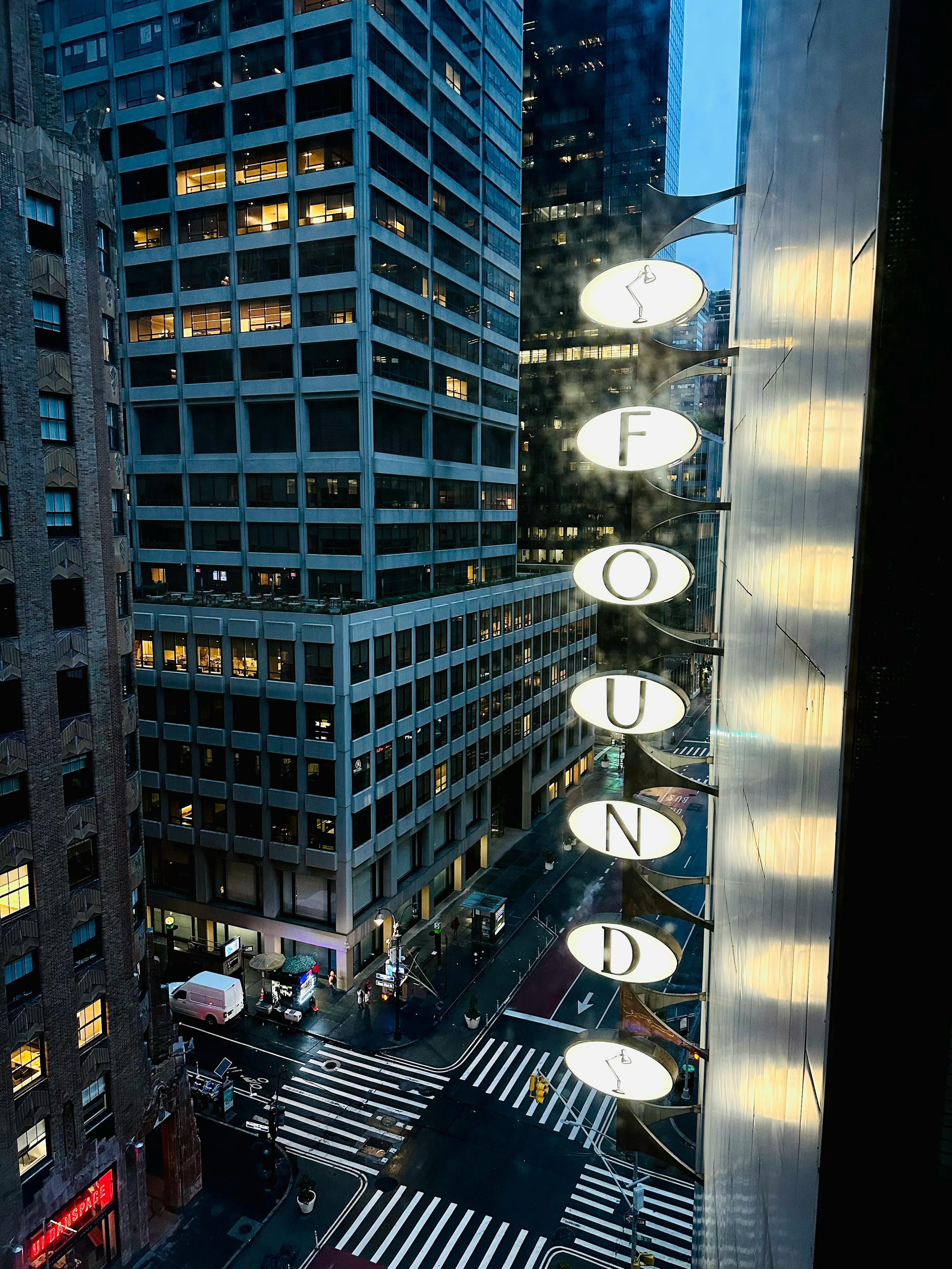 Aula Modern Photos, Download The BEST Free Aula Modern Stock Photos ...