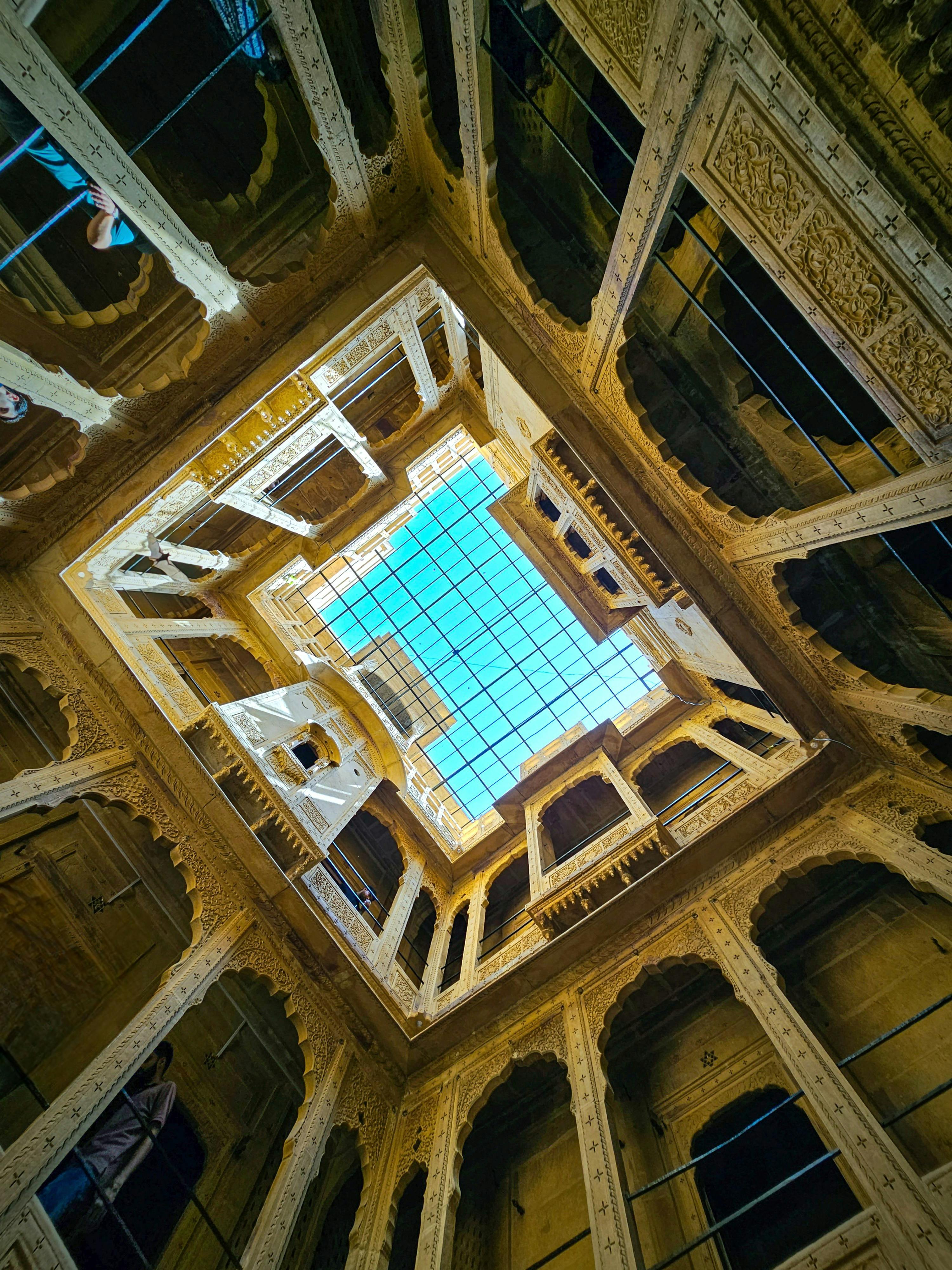 Gate Castle Photos, Download The BEST Free Gate Castle Stock Photos ...