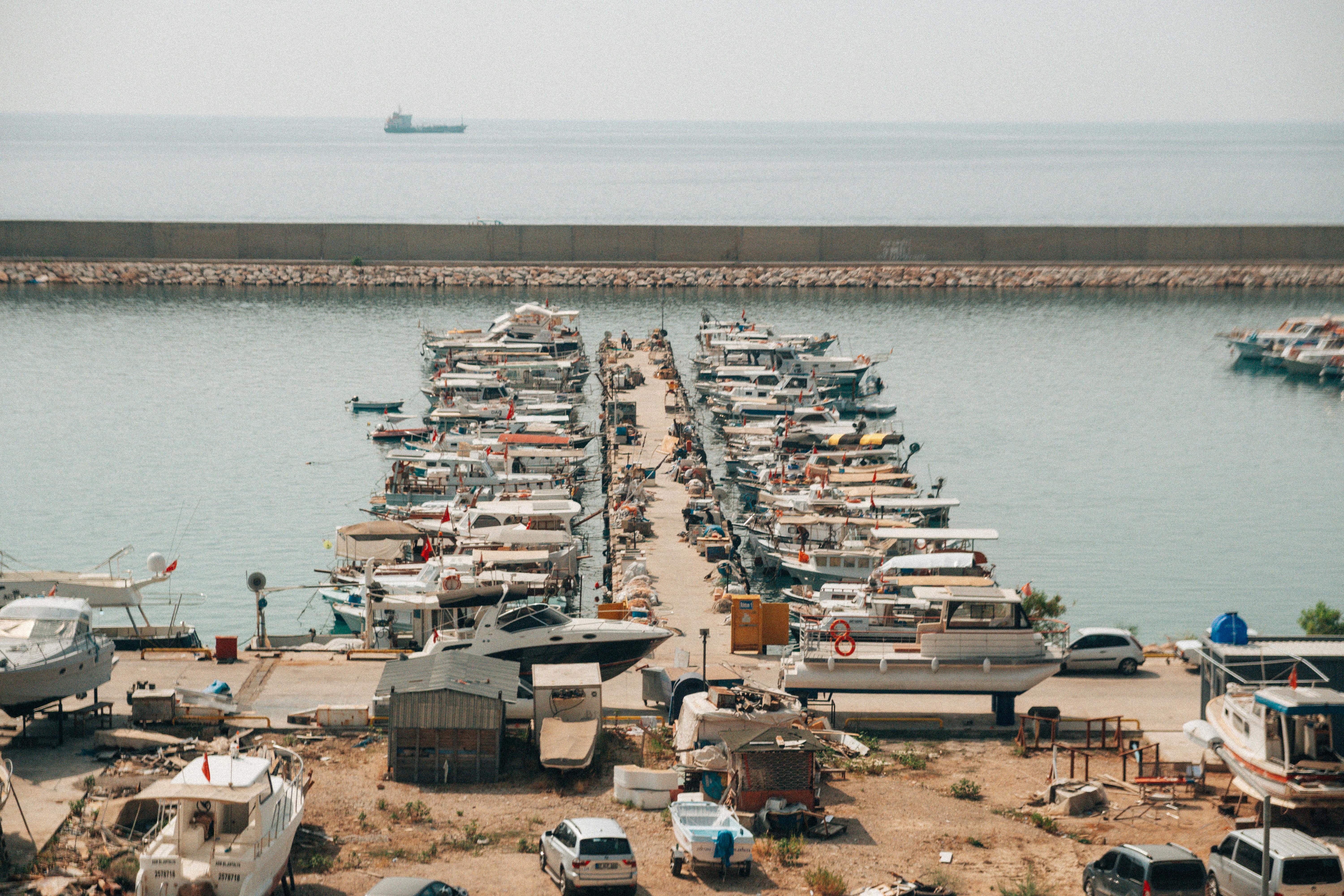 Marina by sunset · Free Stock Photo