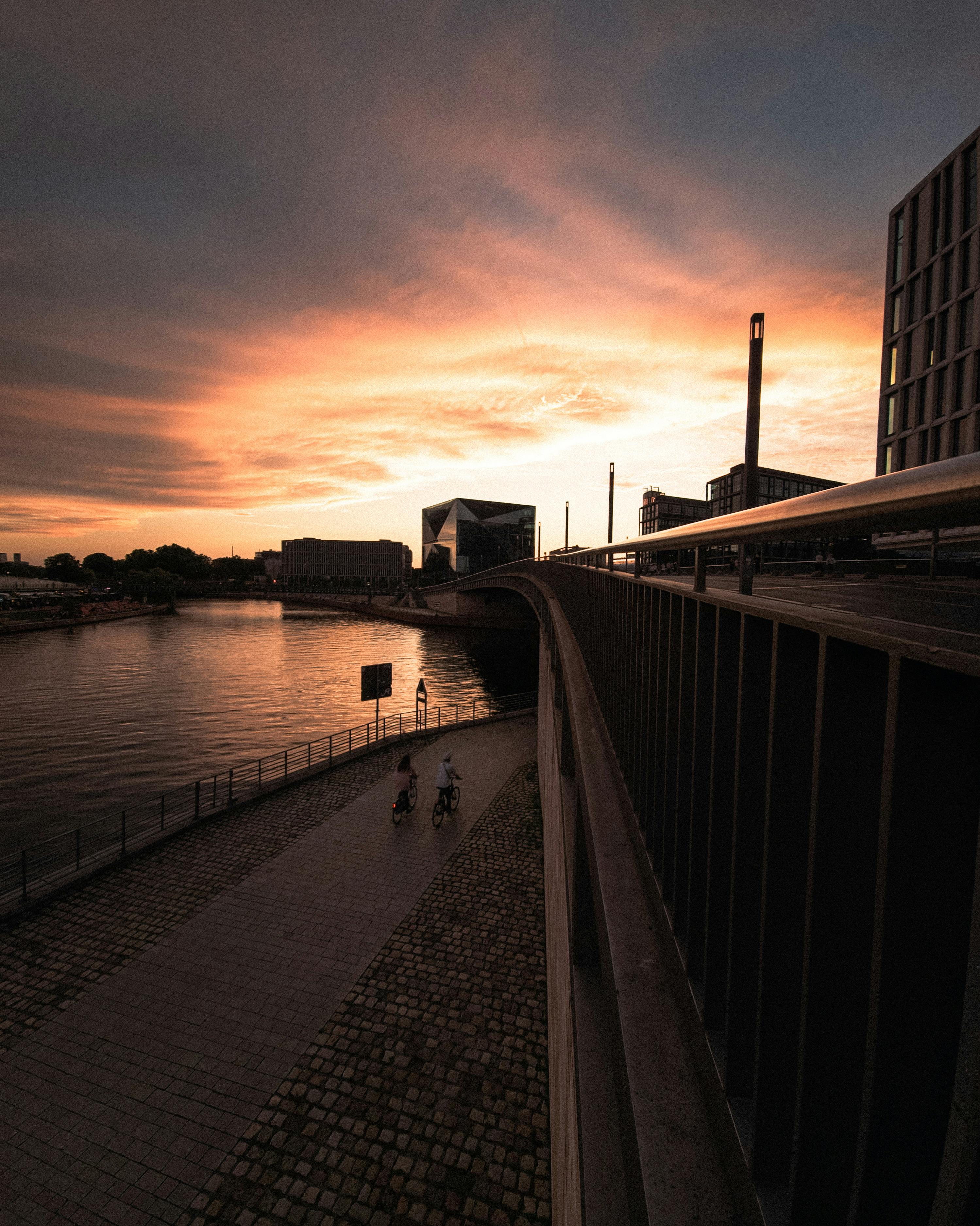 Canal Photos, Download The BEST Free Canal Stock Photos & HD Images