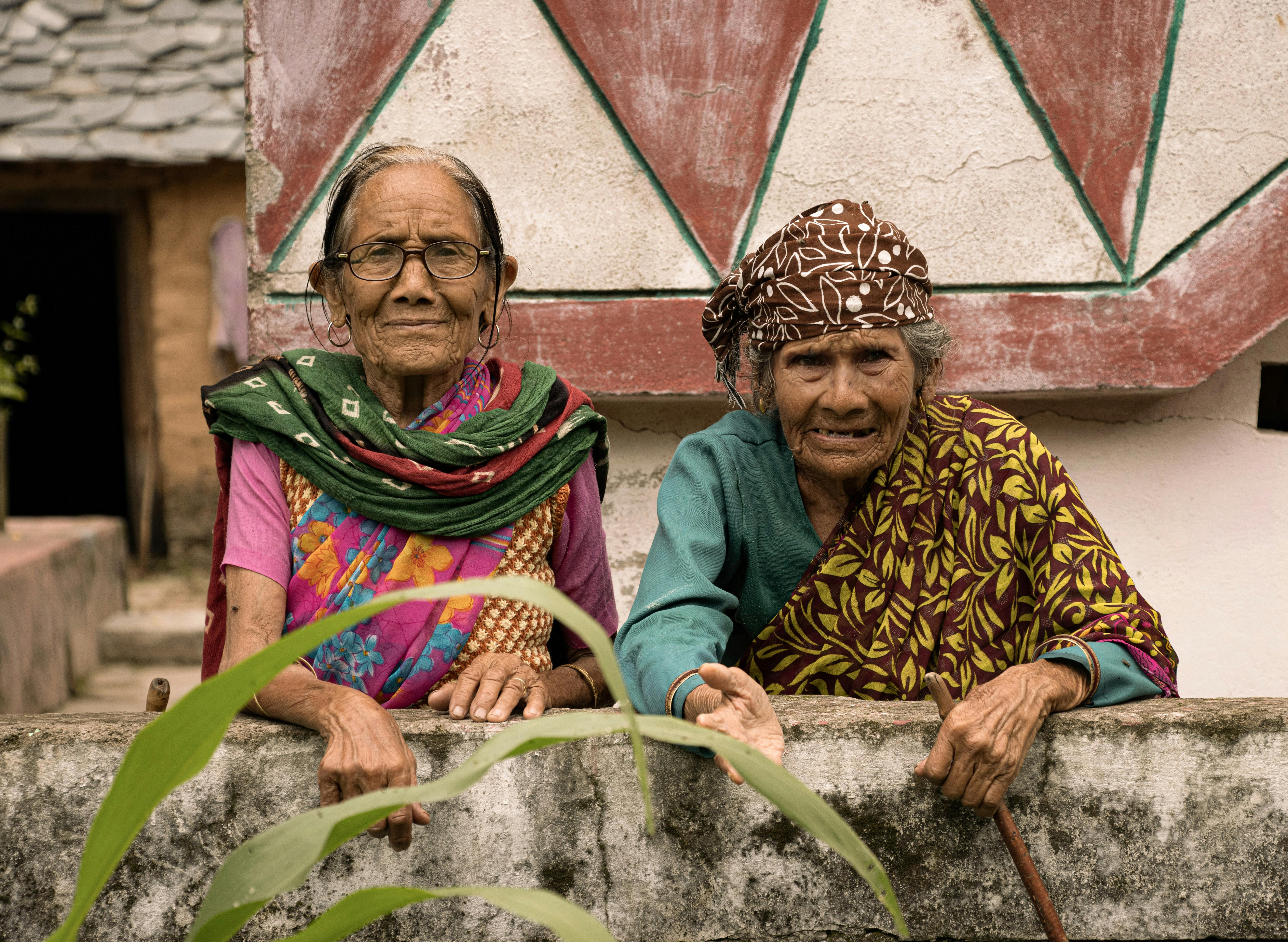 Foto de stock gratuita sobre abuelas, al aire libre, amistad, anciano ...