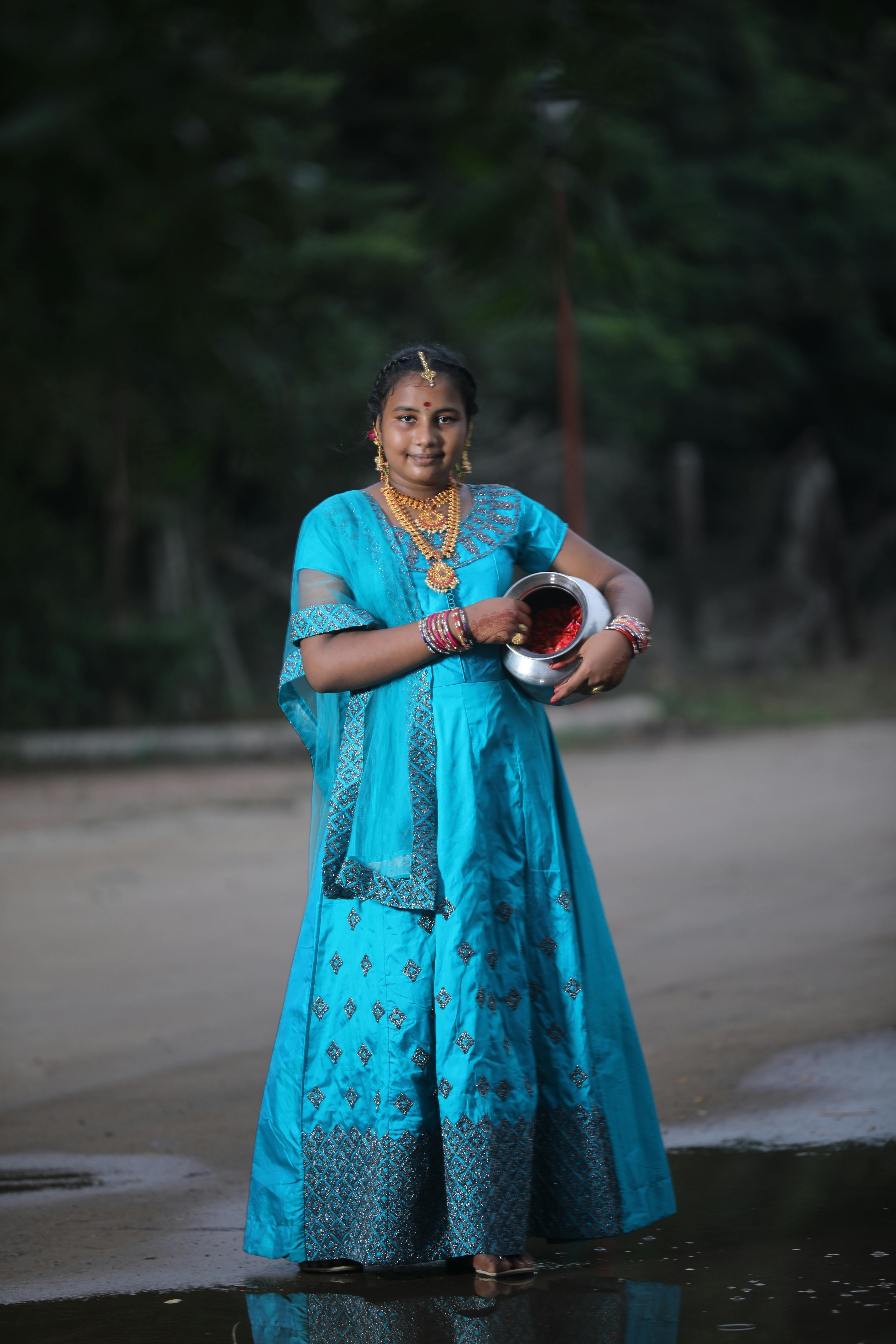 Indian Mods Pot Photos, Download The BEST Free Indian Mods Pot Stock ...