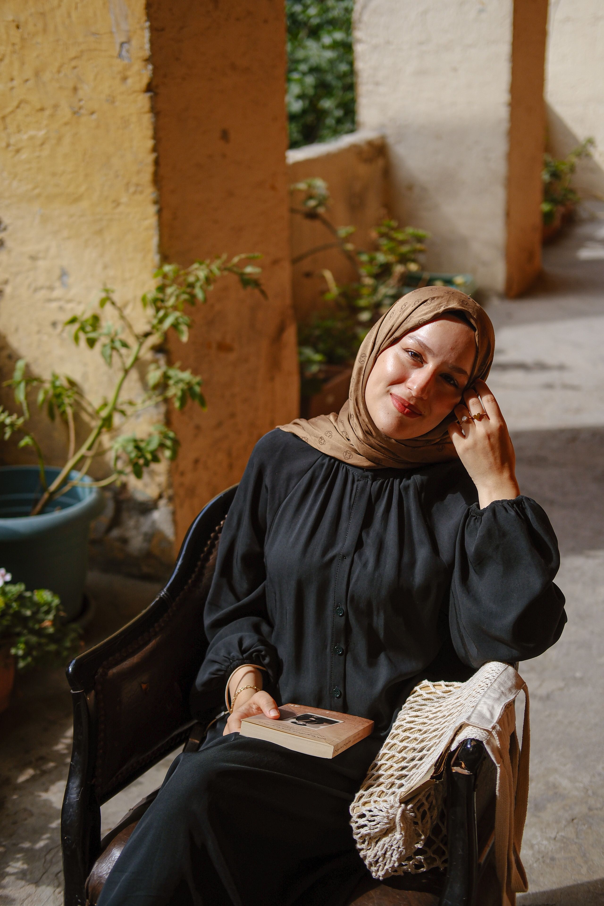 Hijabi Woman Photos, Download The BEST Free Hijabi Woman Stock Photos ...