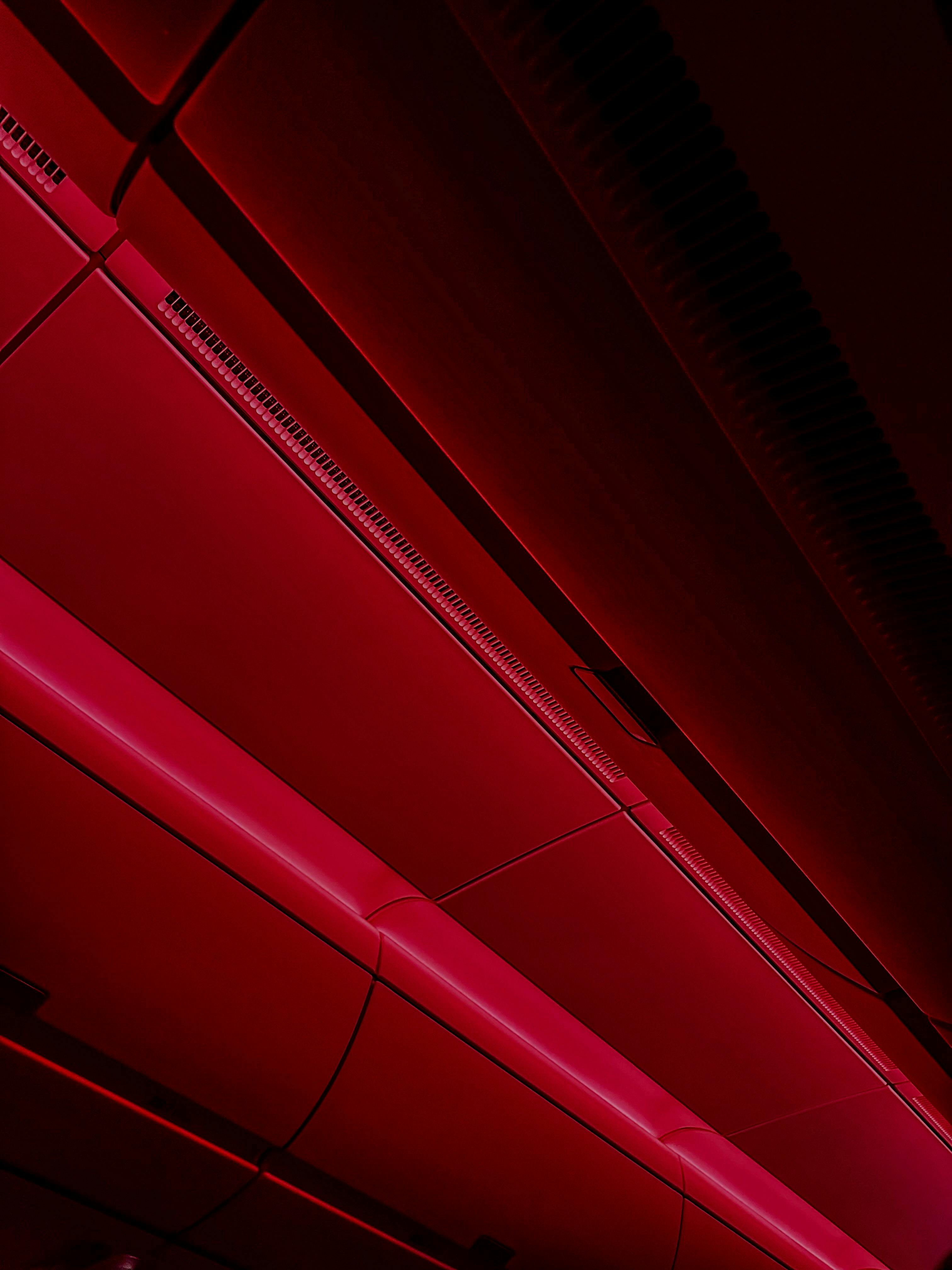 Red Light on Plain Wall · Free Stock Photo