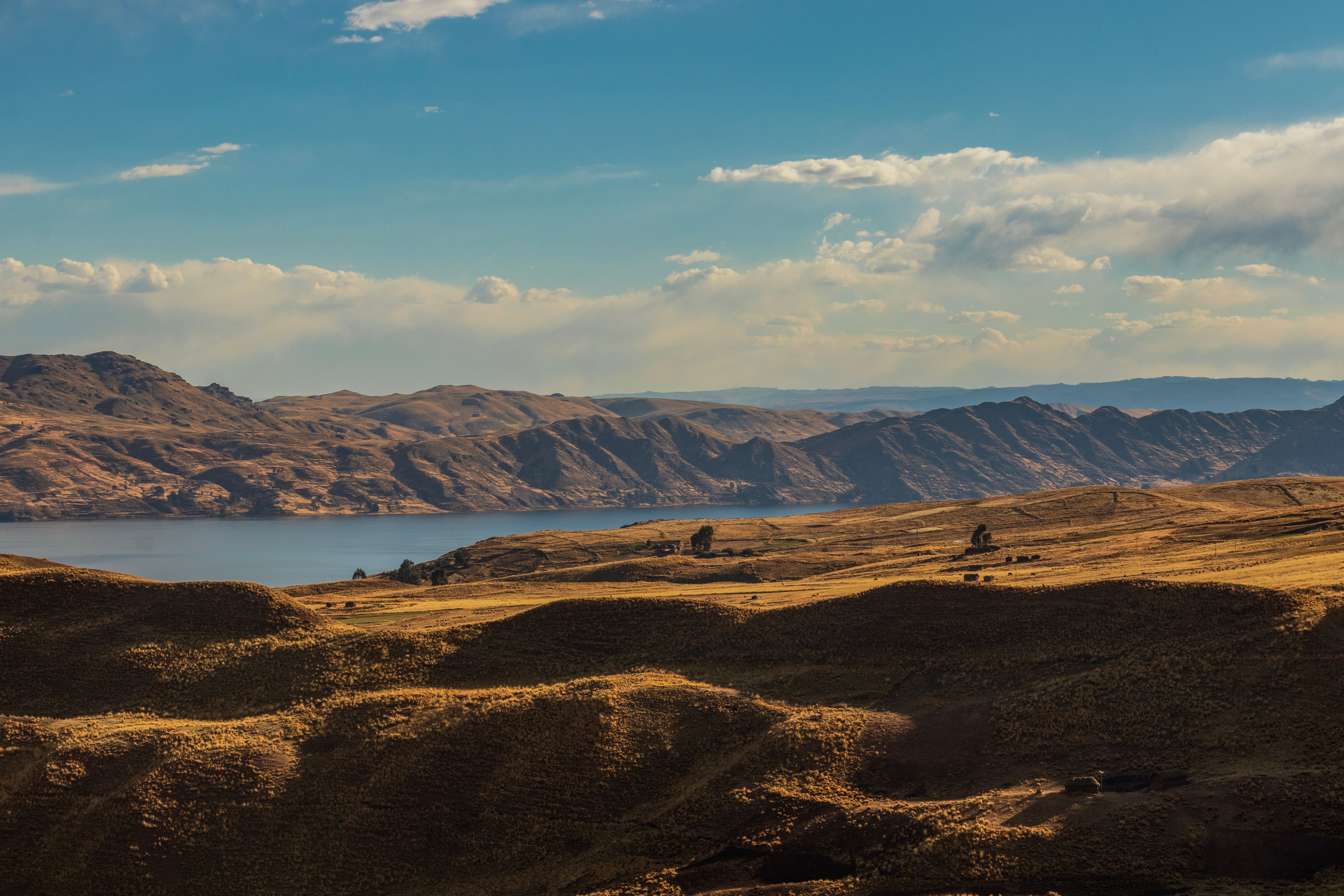 Foto de stock gratuita sobre anochecer, chicnhero, lago, lago langui ...