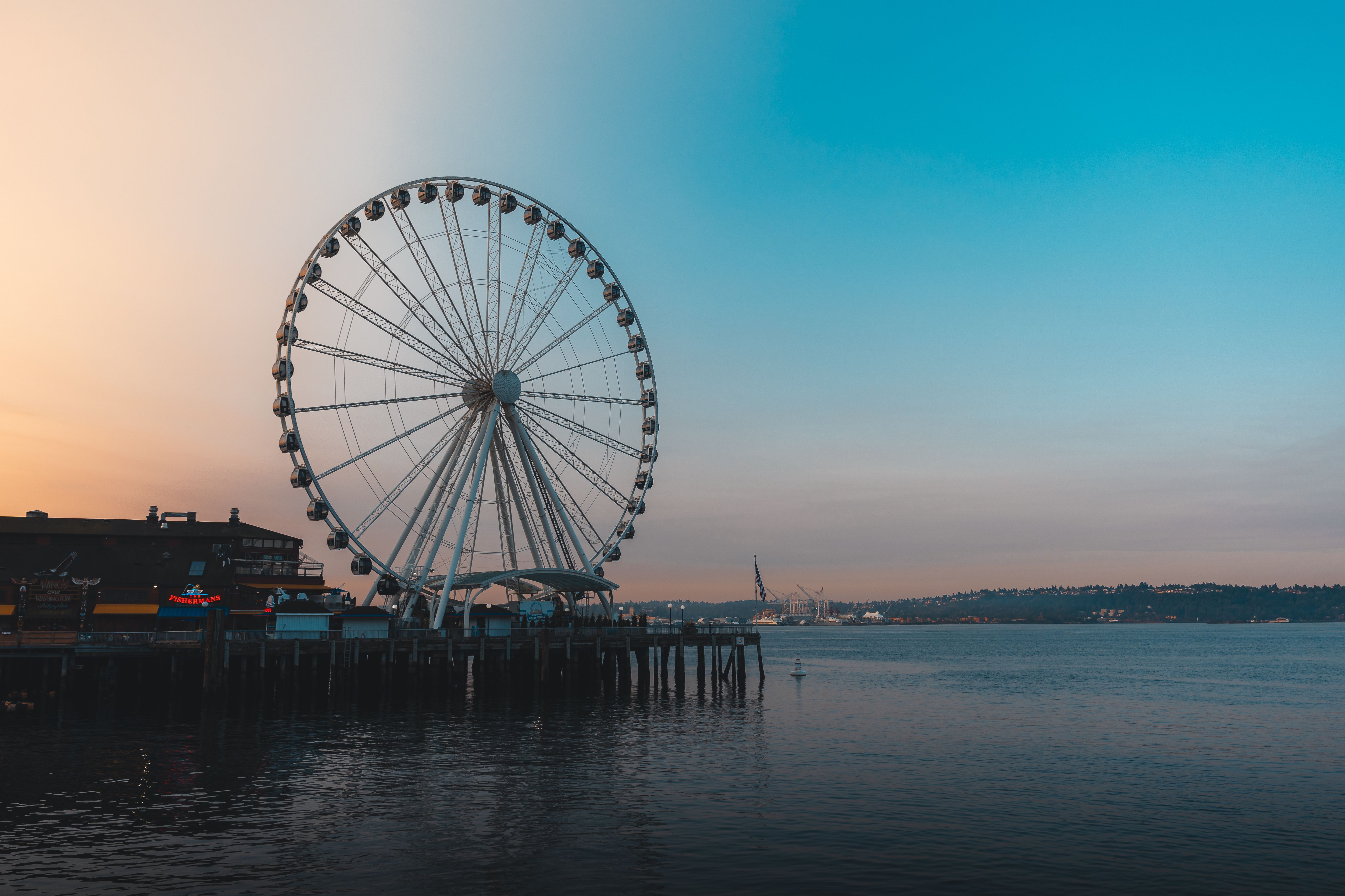 The Seattle Great Wheel, Elliott Bay in Seattle, Washington, USA · Free ...