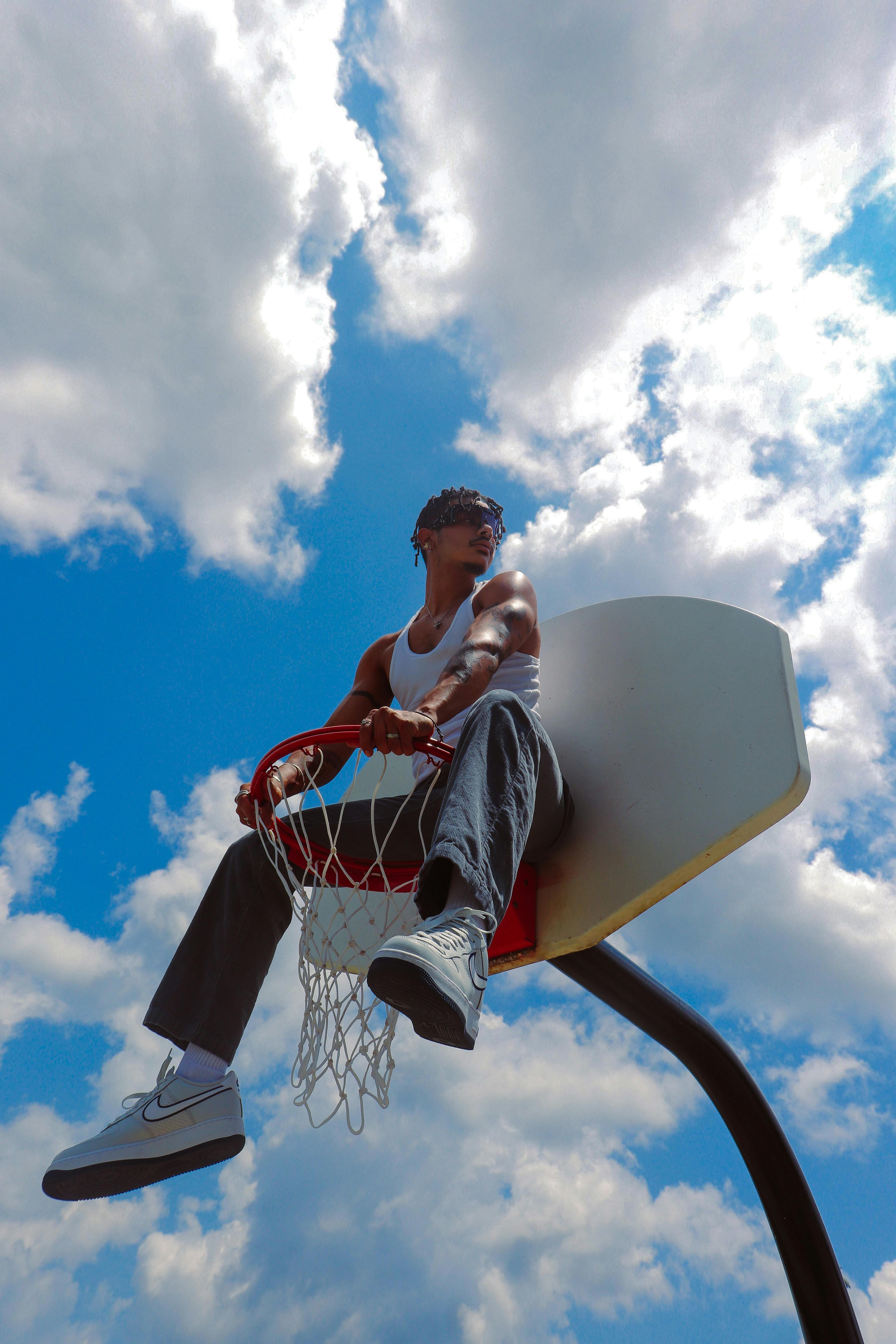 White and Black Basketball Hoop Under Blue Sky · Free Stock Photo