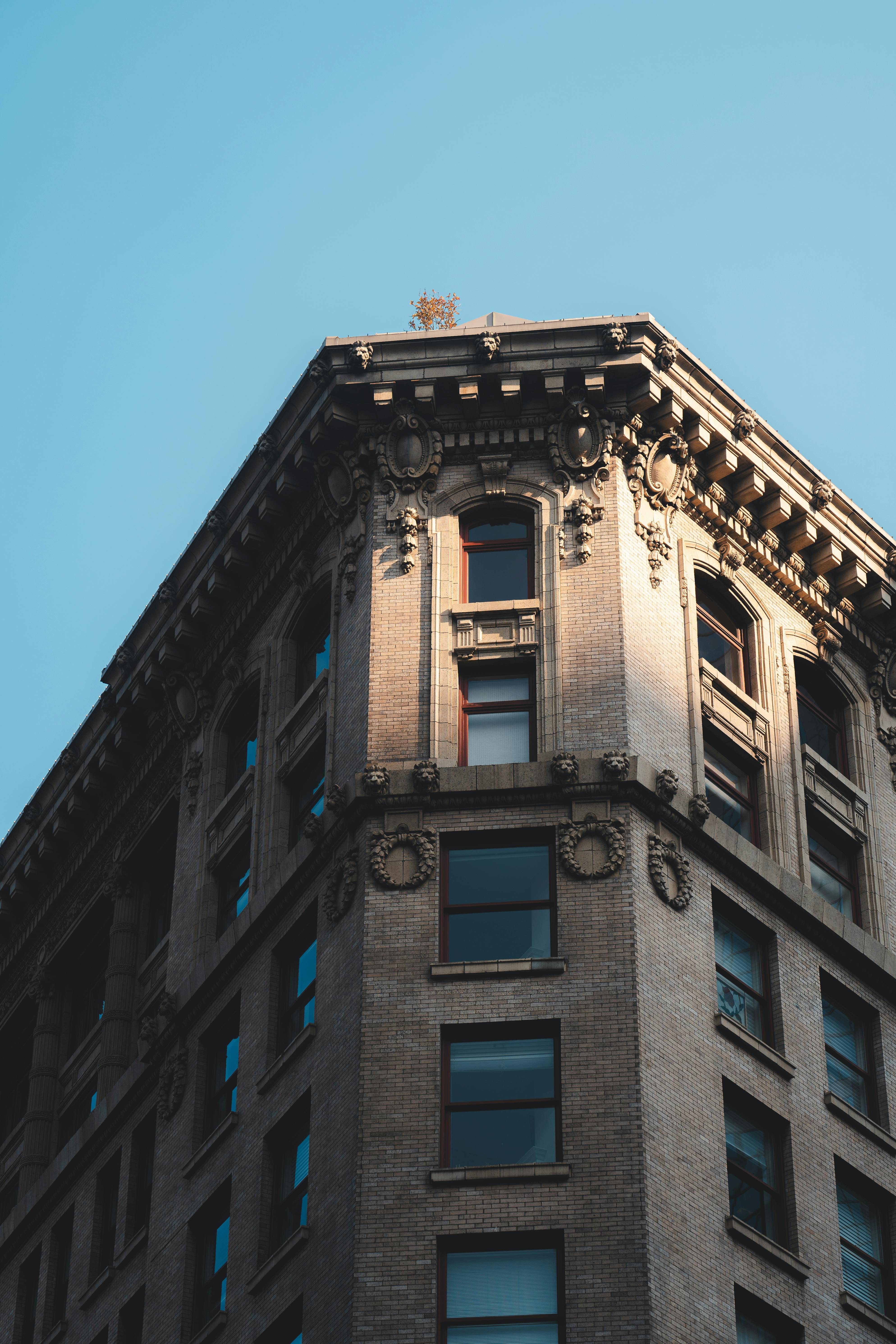 Corner of Vintage Building in Town · Free Stock Photo