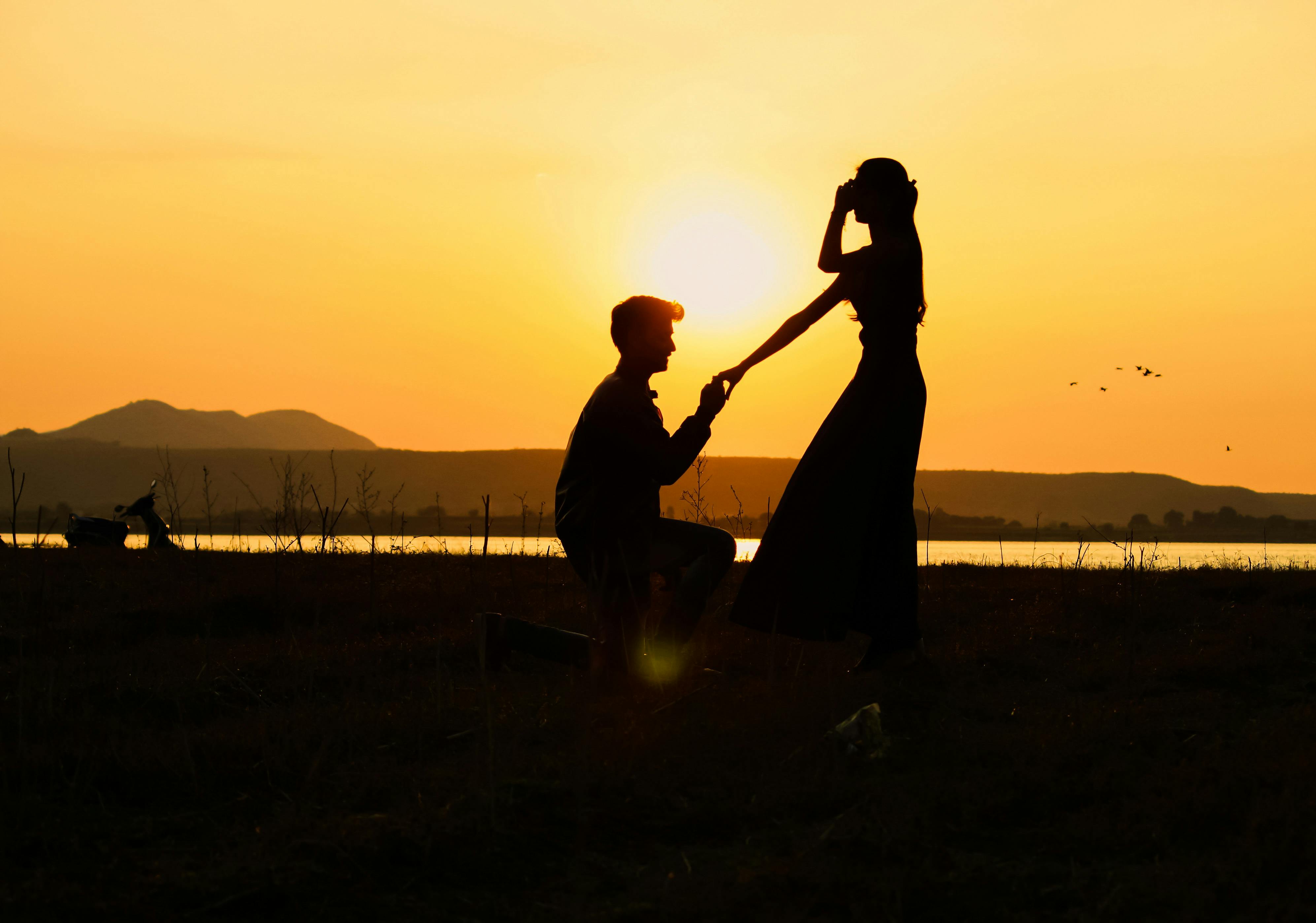 Couple Proposing Photos, Download The BEST Free Couple Proposing Stock ...
