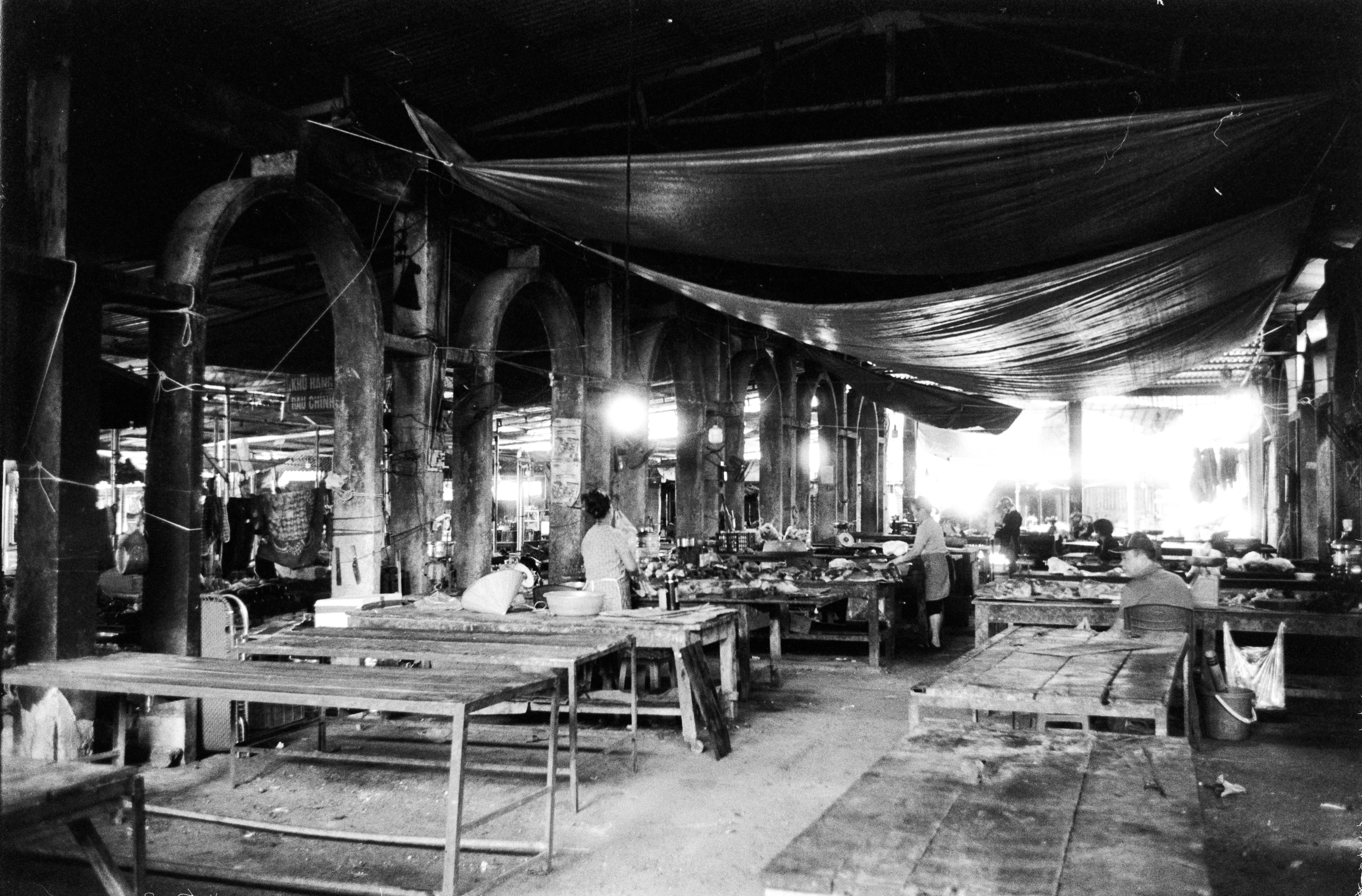 People Working in Manufacture in Black and White · Free Stock Photo