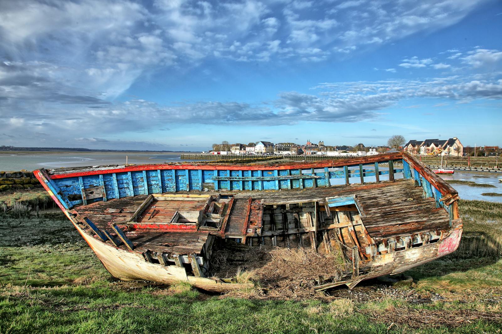Destroyed Boat Photos, Download The BEST Free Destroyed Boat Stock ...