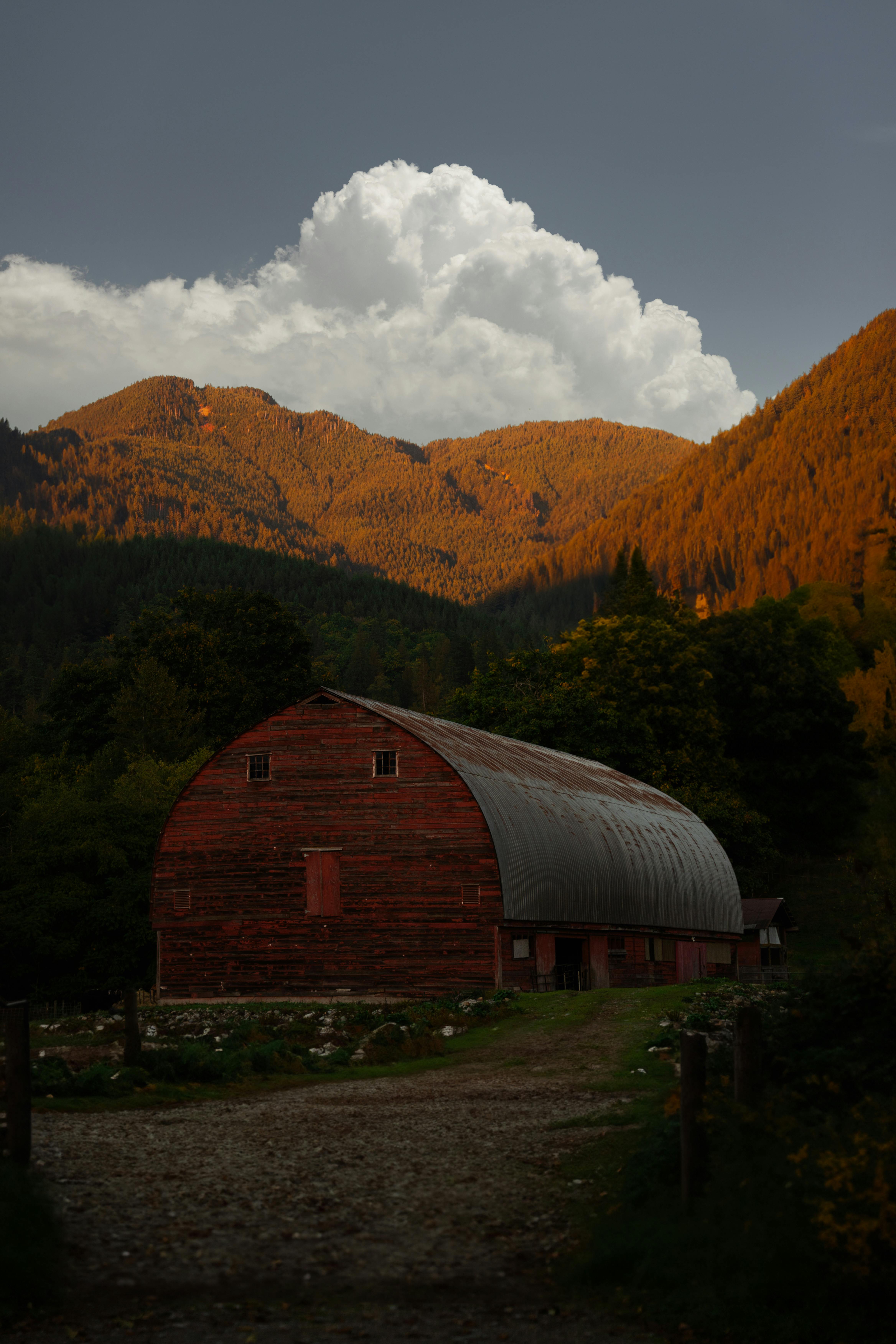 Wooden Barn in Mountain Valley · Free Stock Photo