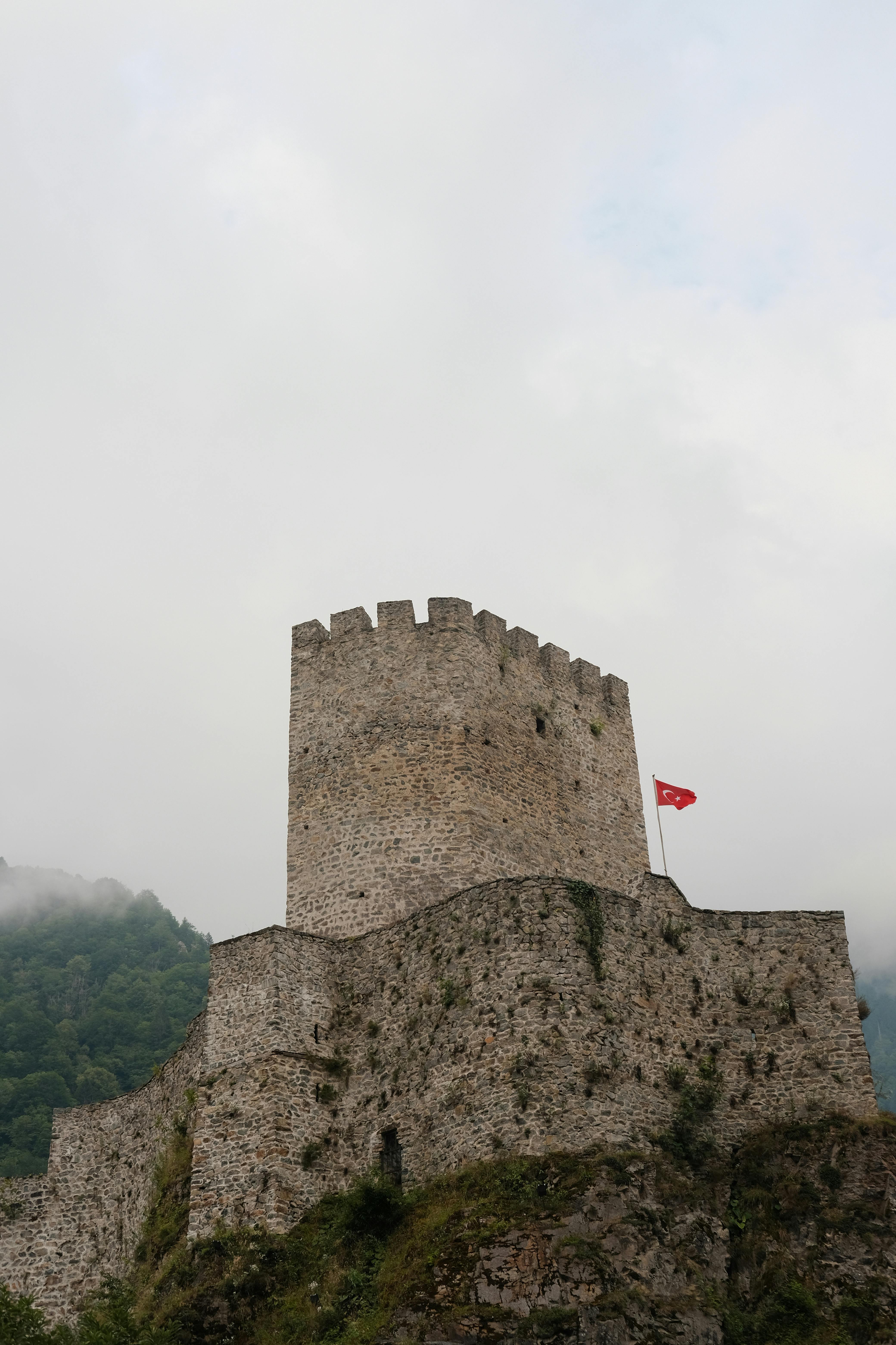 Castle Destroyed Photos, Download The BEST Free Castle Destroyed Stock ...