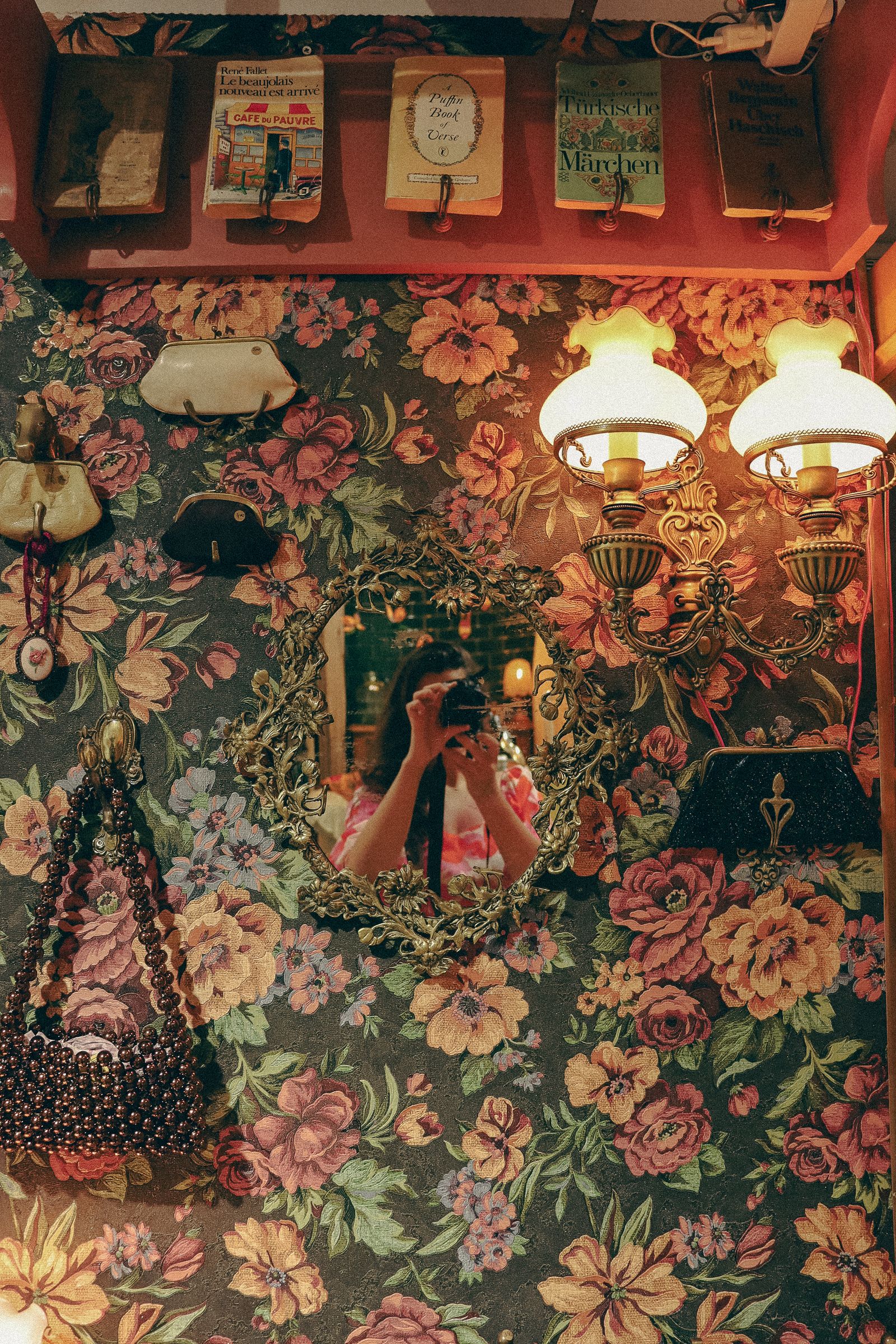 Aesthetic Mirror Selfie Photos Download The Best Free Aesthetic Mirror