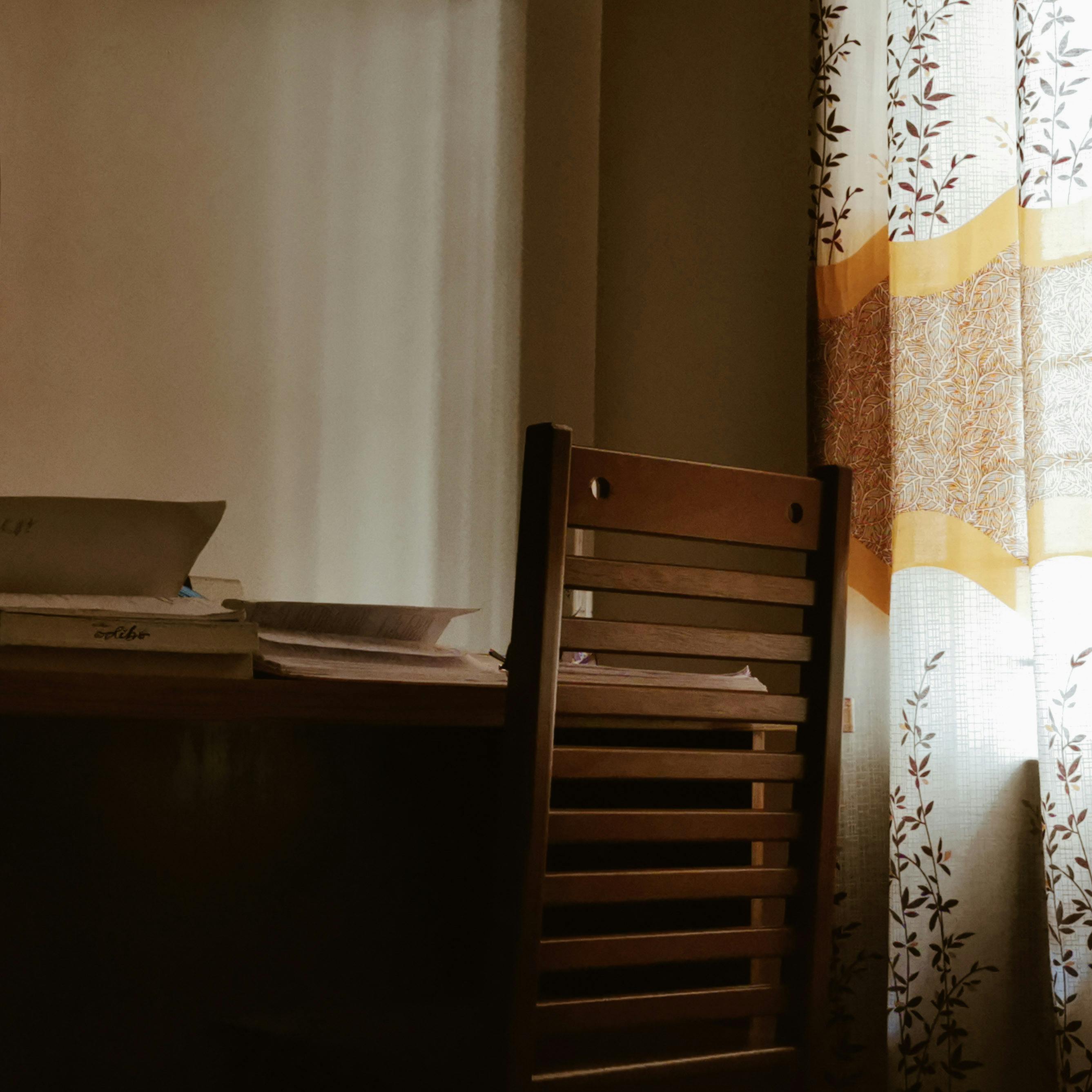 Desk Dance Photos, Download The BEST Free Desk Dance Stock Photos & HD ...