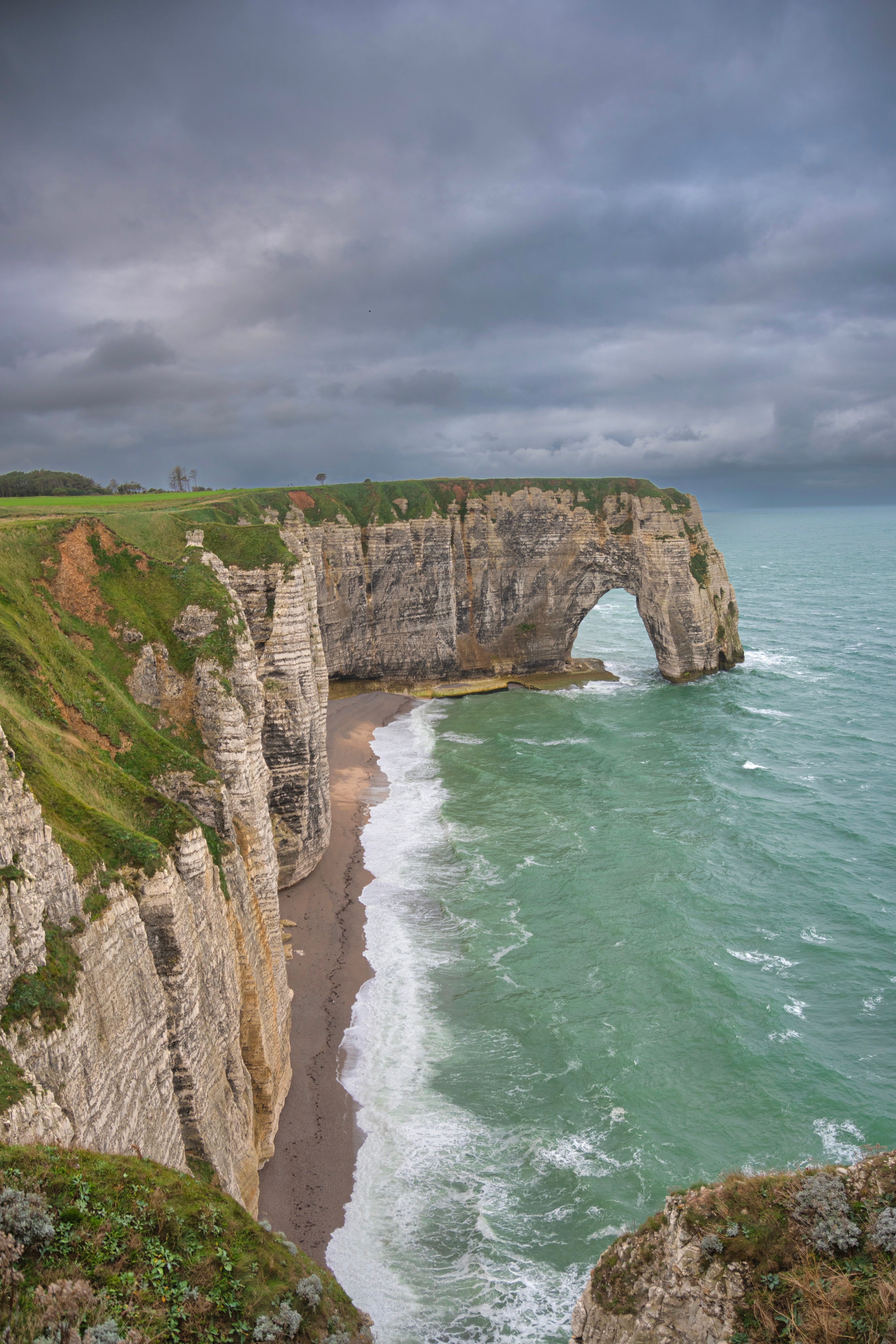 Seascape and Shore with Cliffs · Free Stock Photo