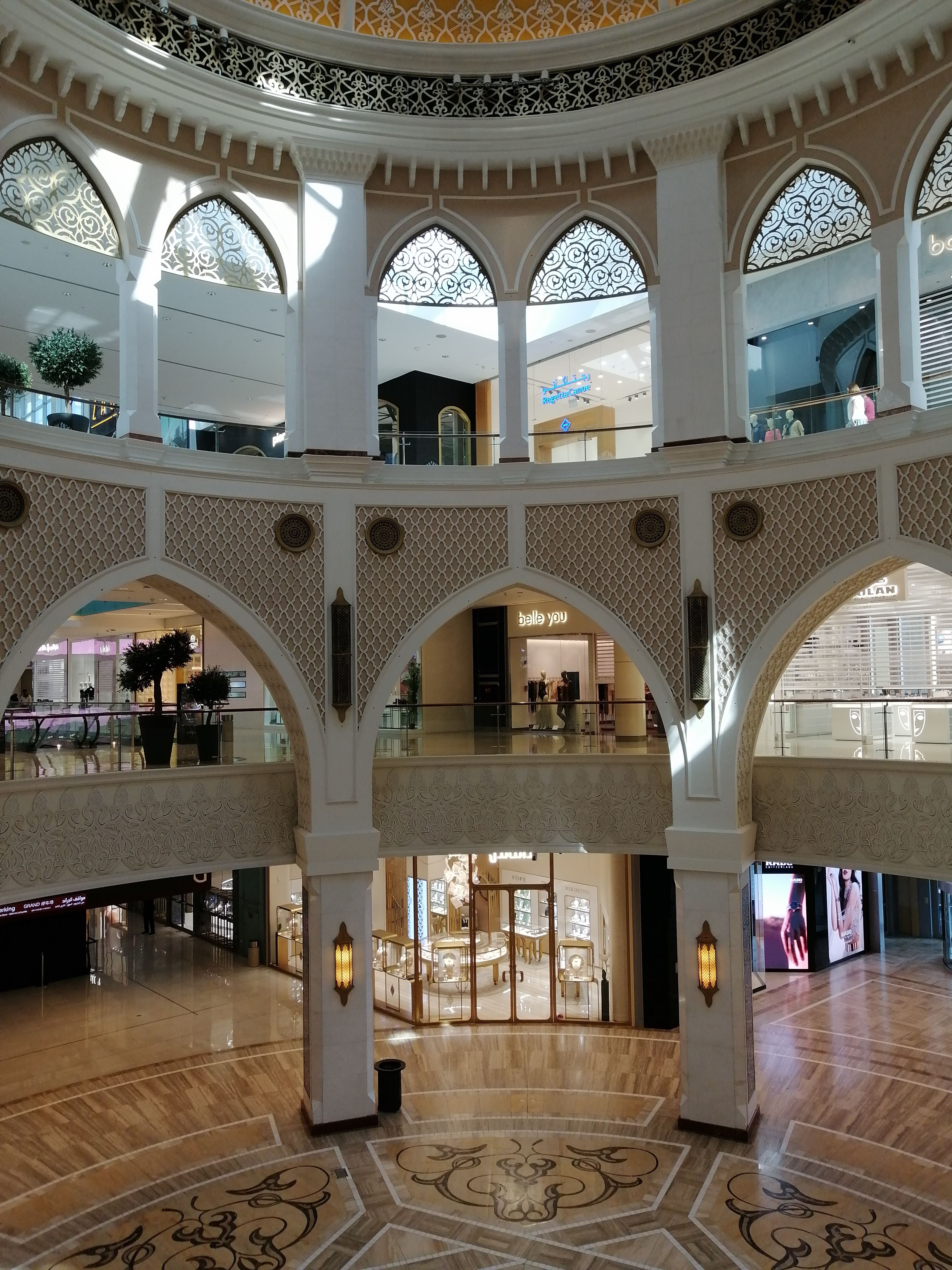 The Dubai Mall Interior, United Arab Emirates · Free Stock Photo