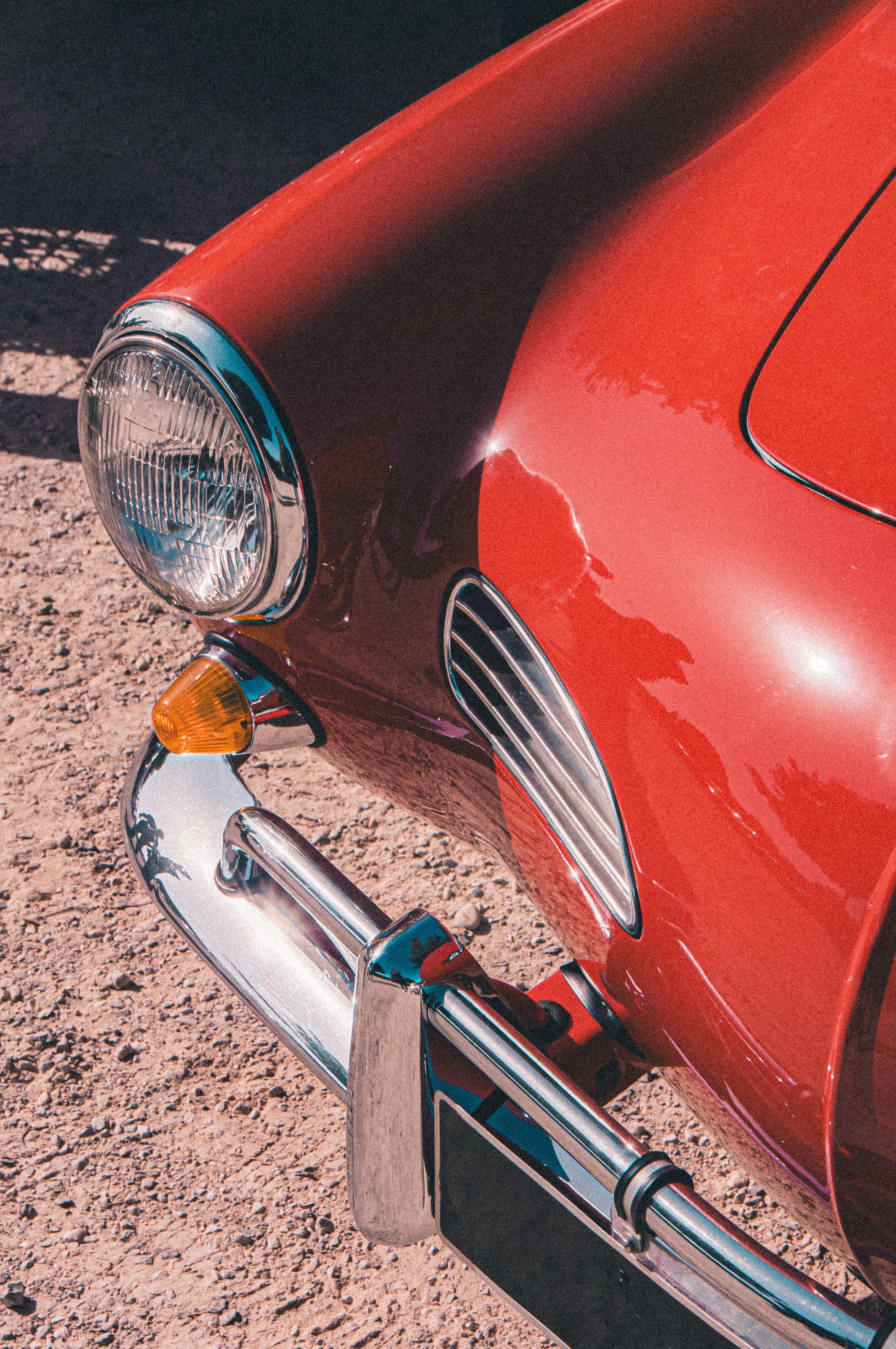 Shining Bumper of Old-fashioned Car · Free Stock Photo