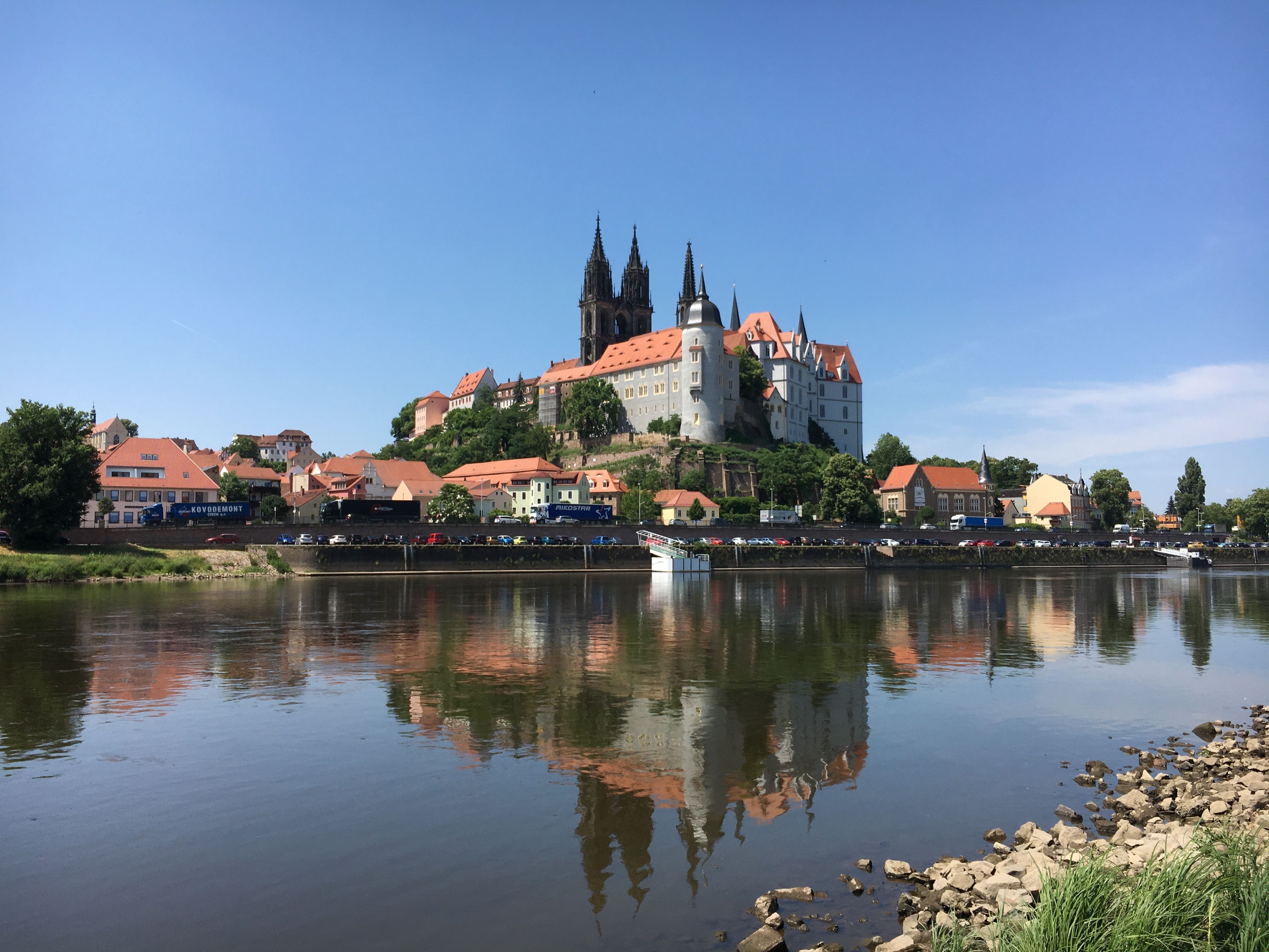 Schwering Castle Building · Free Stock Photo