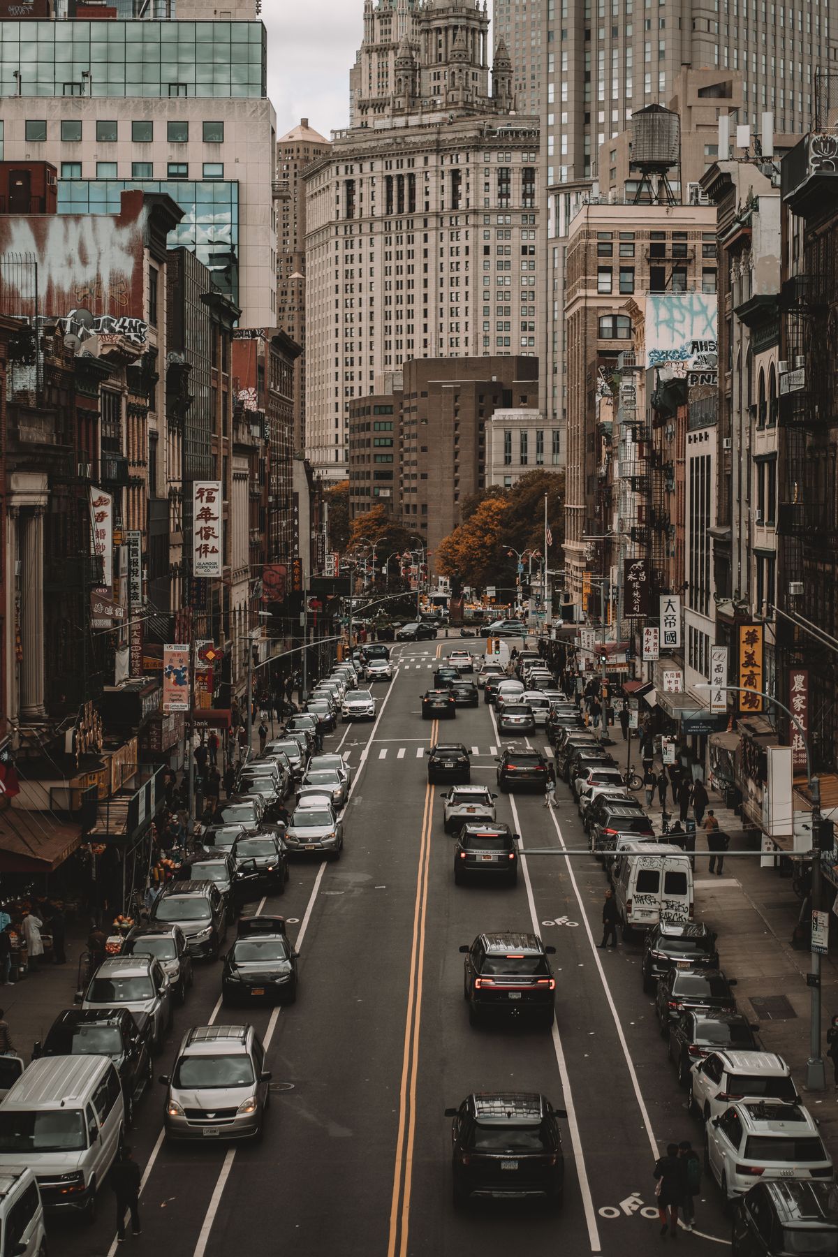 Huge Traffic Photos, Download The BEST Free Huge Traffic Stock Photos ...