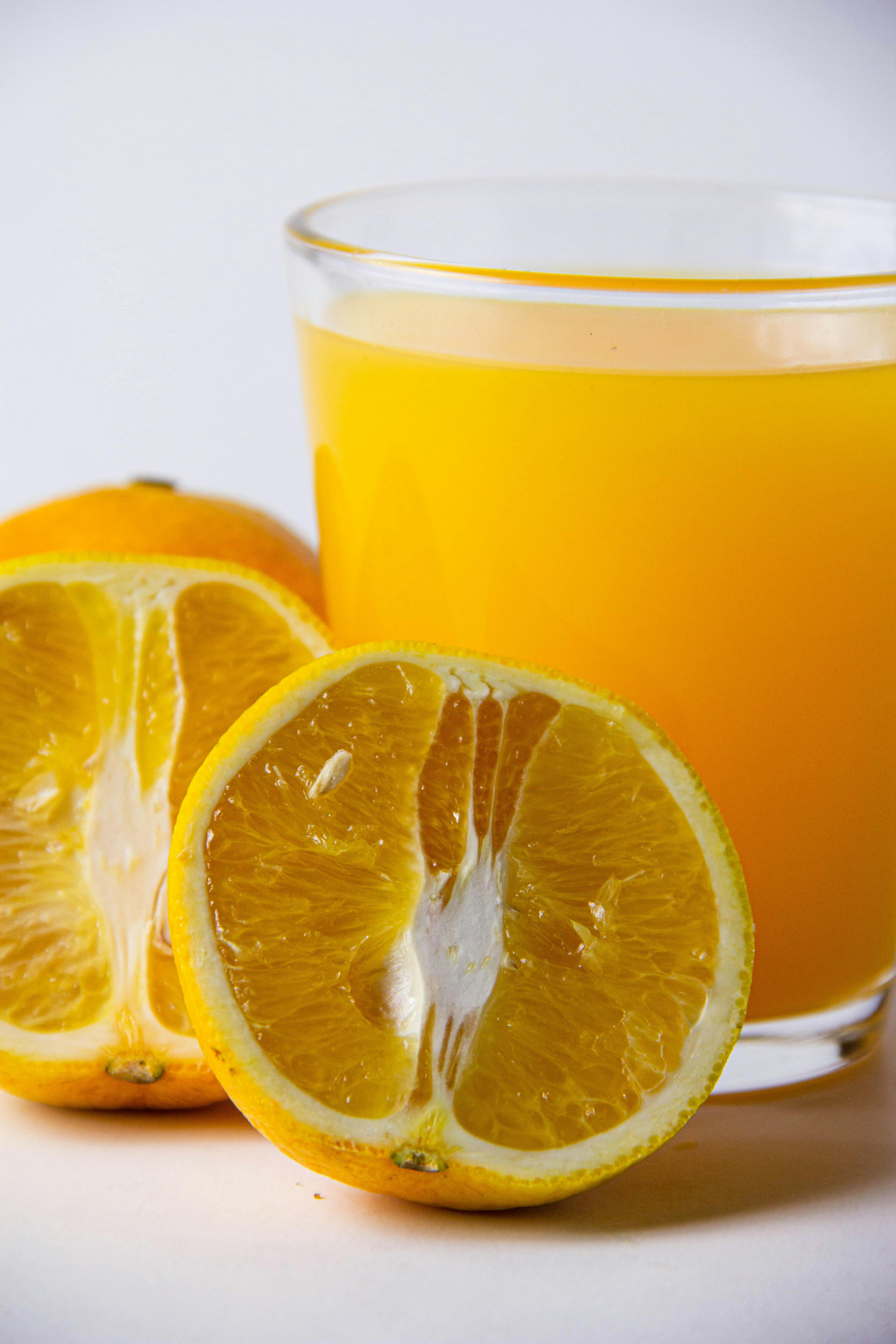 Pattern with Orange Halves · Free Stock Photo