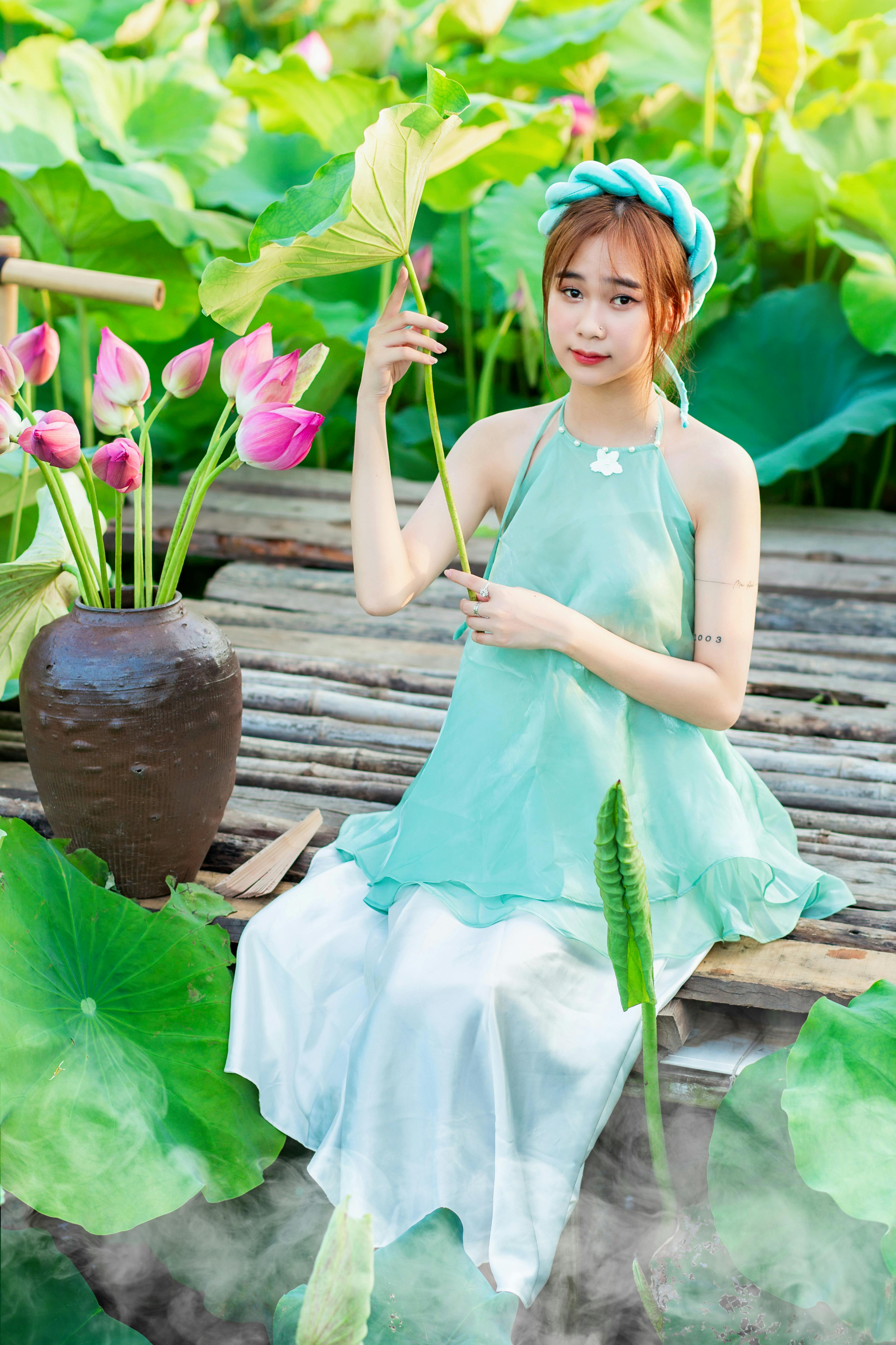 Smoke Leaf Photos, Download The BEST Free Smoke Leaf Stock Photos & HD ...