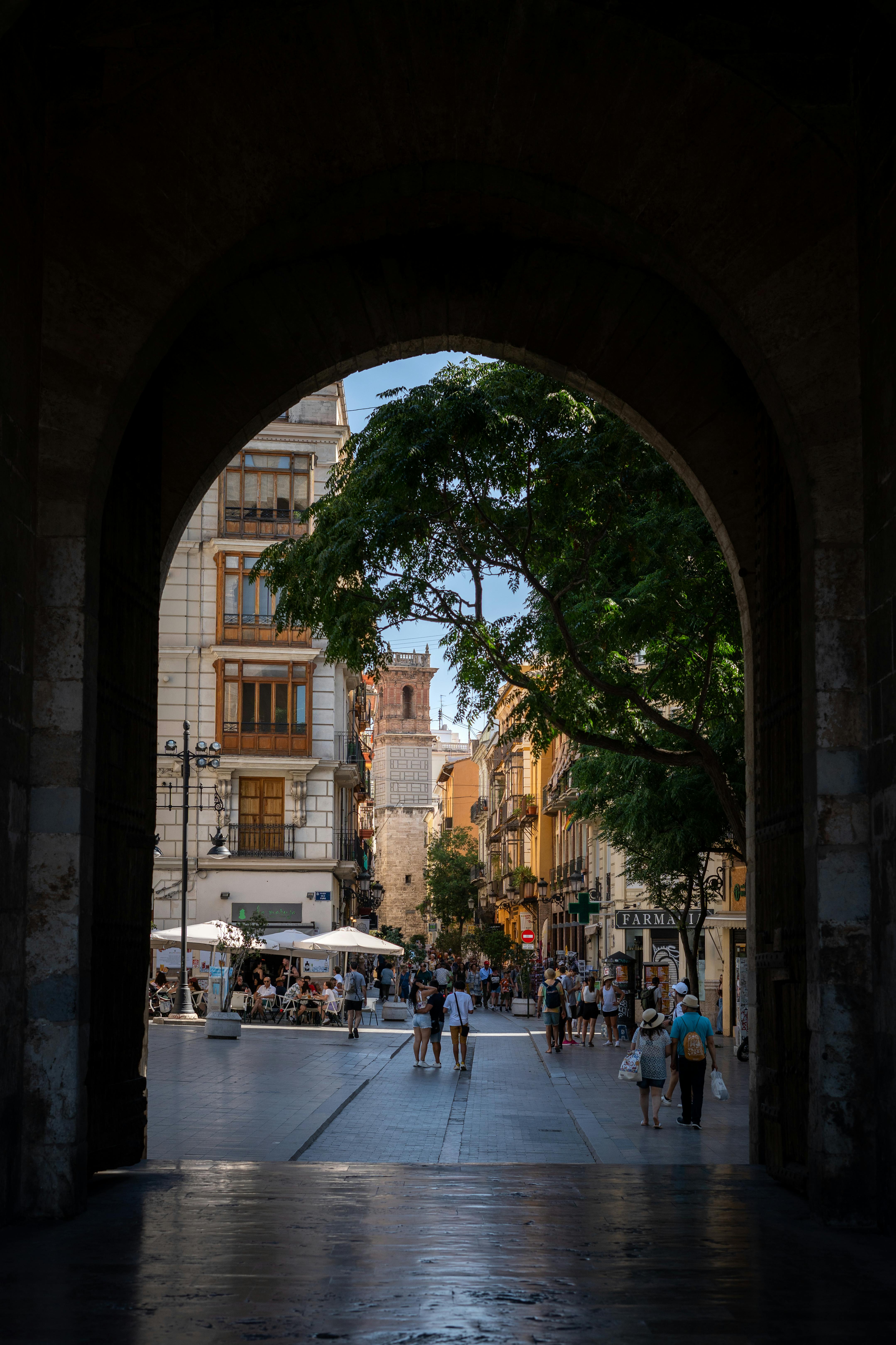 Square behind Tunnel Arch · Free Stock Photo