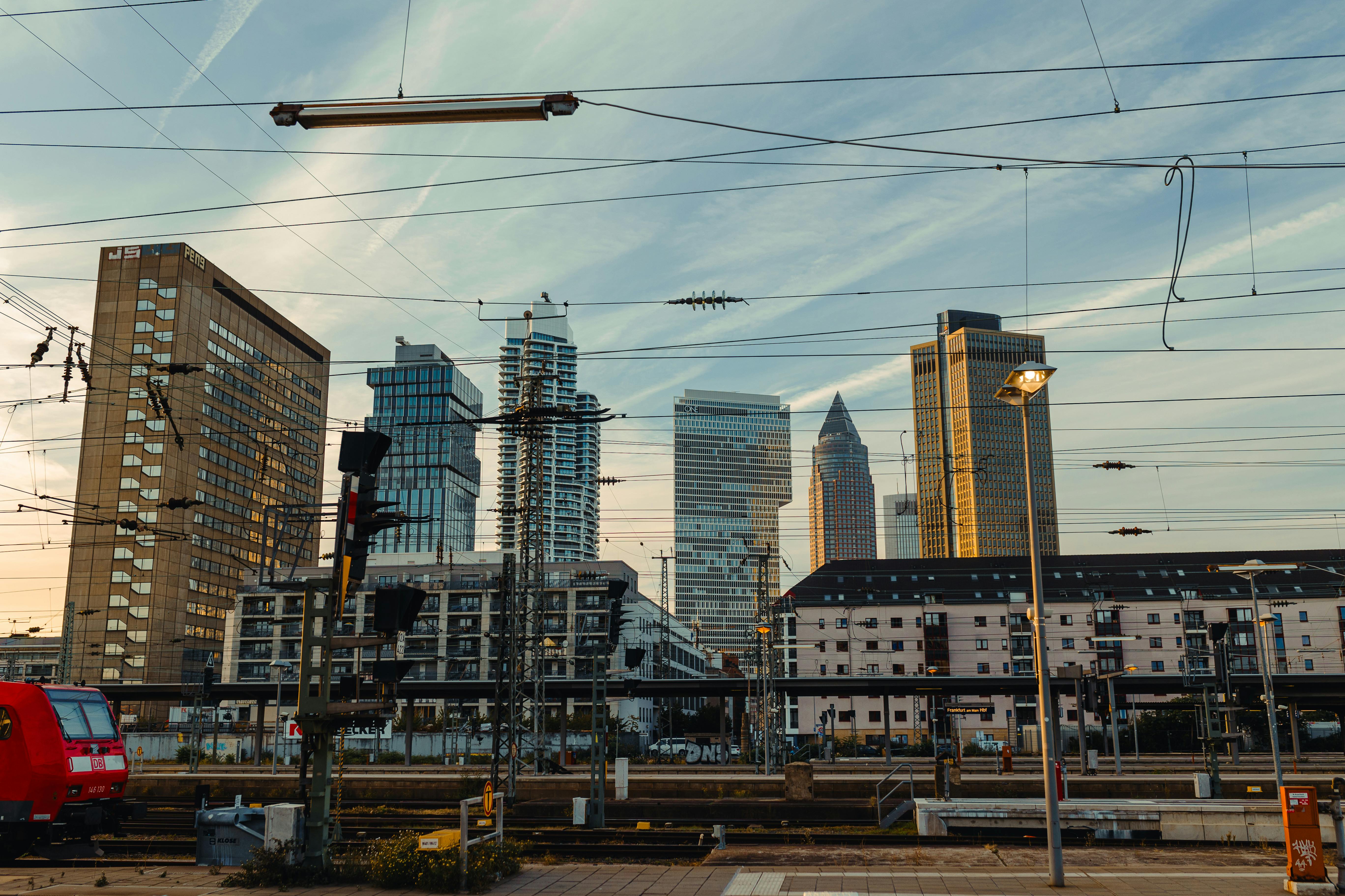 Traction Cables Photos, Download The BEST Free Traction Cables Stock ...