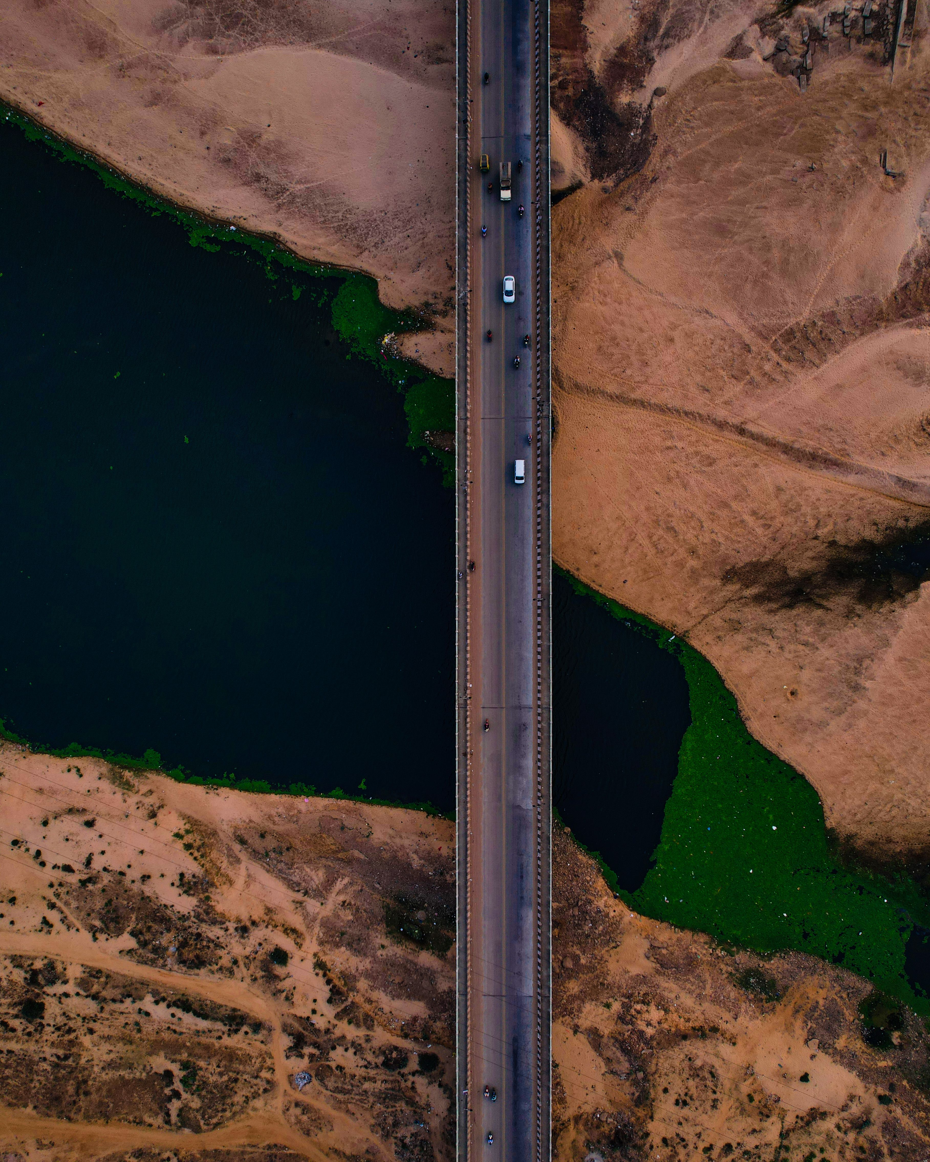 Car of Straight Bridge over River · Free Stock Photo