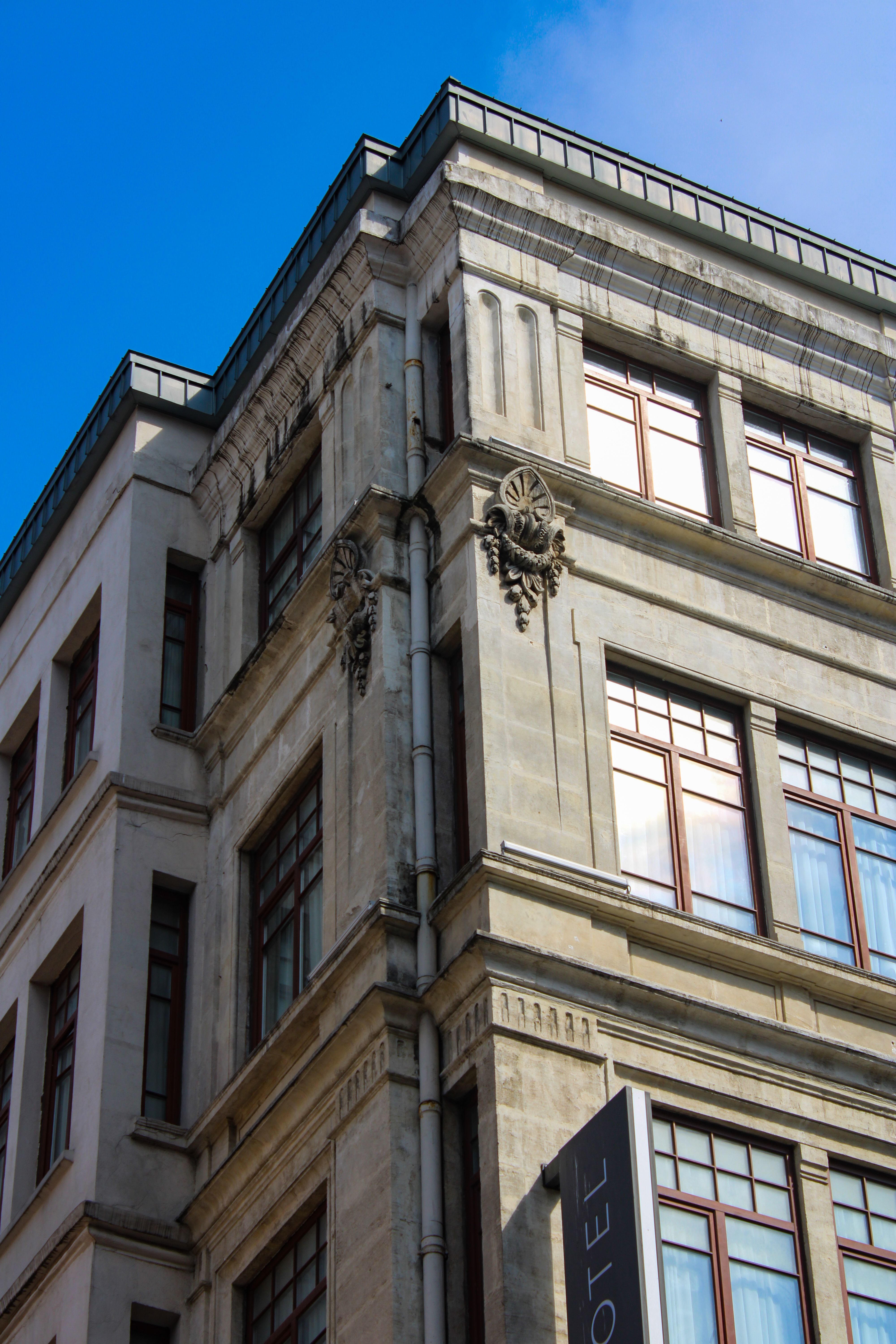 Corner of Vintage Building in Town · Free Stock Photo