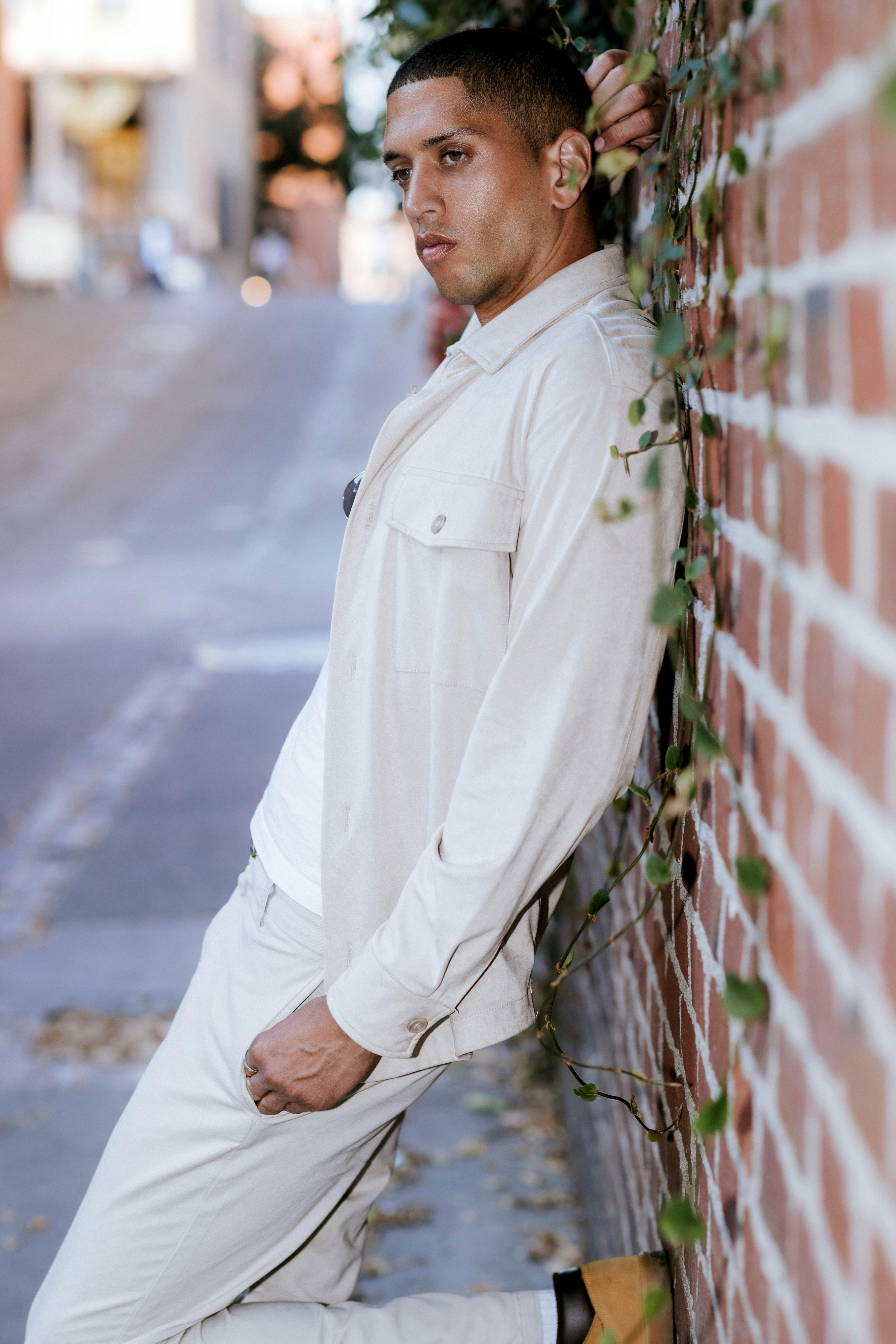 Wall Man Photos, Download The BEST Free Wall Man Stock Photos & HD Images