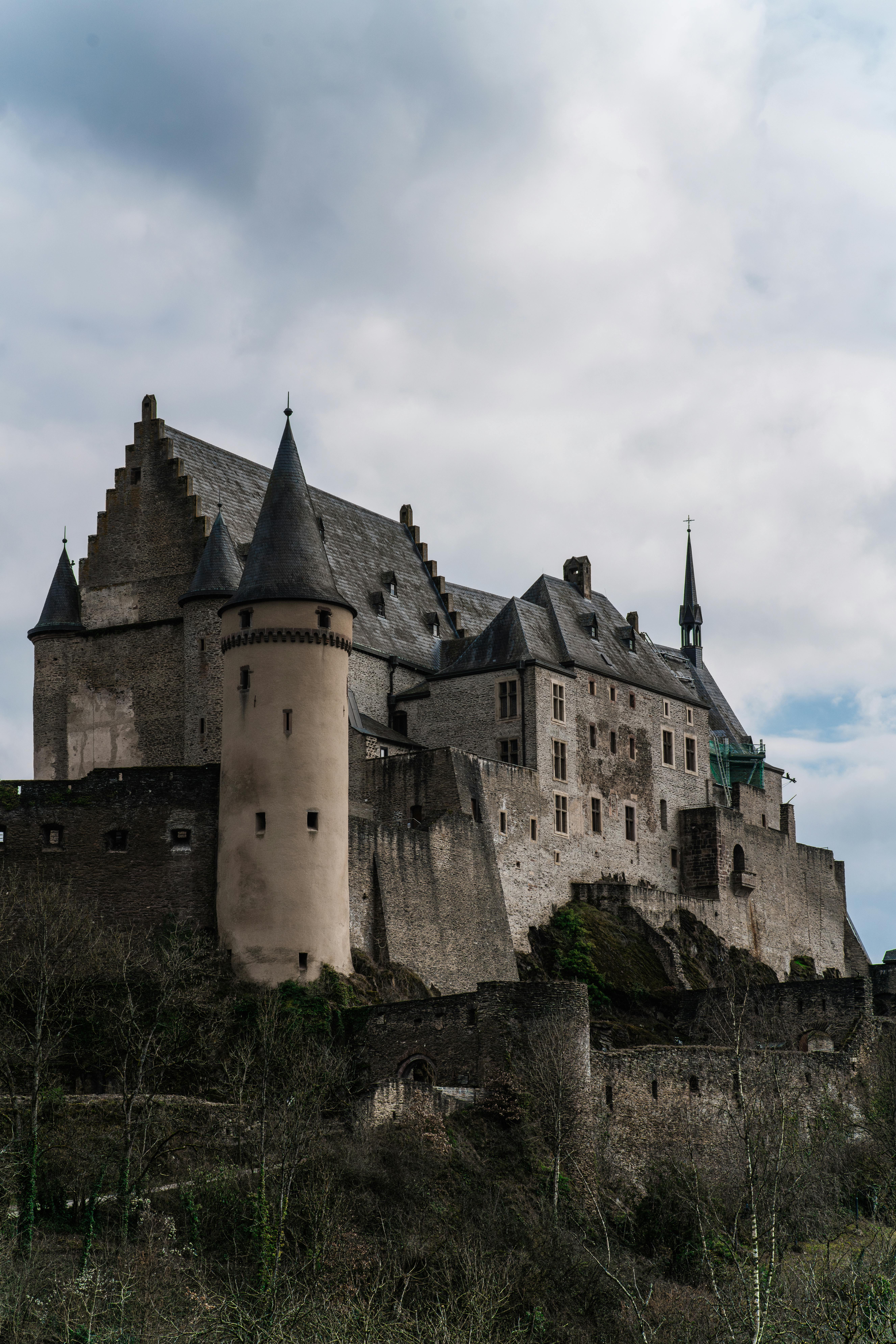 Exterior of a Castle · Free Stock Photo