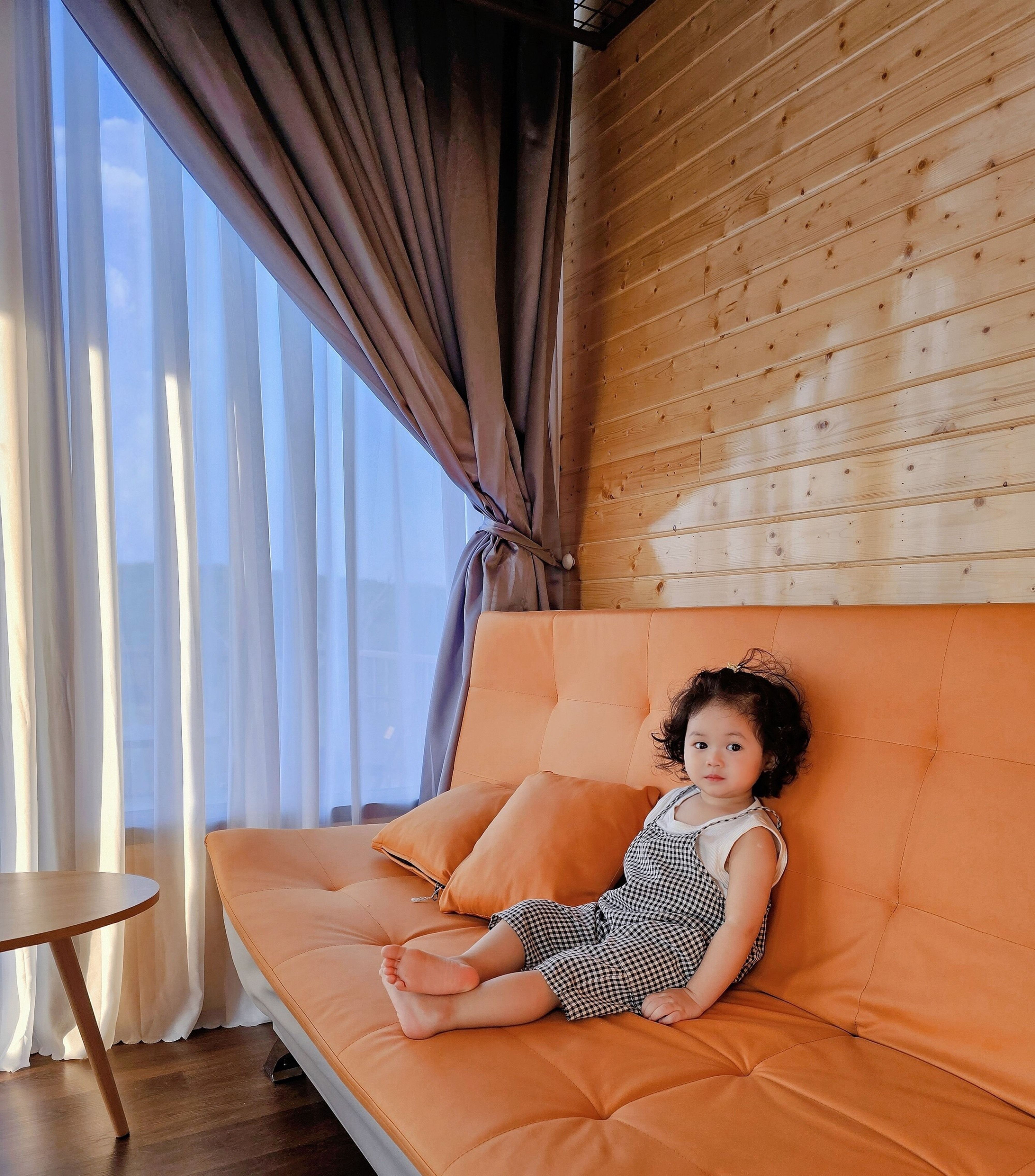 Sofa Lost Photos, Download The BEST Free Sofa Lost Stock Photos & HD Images
