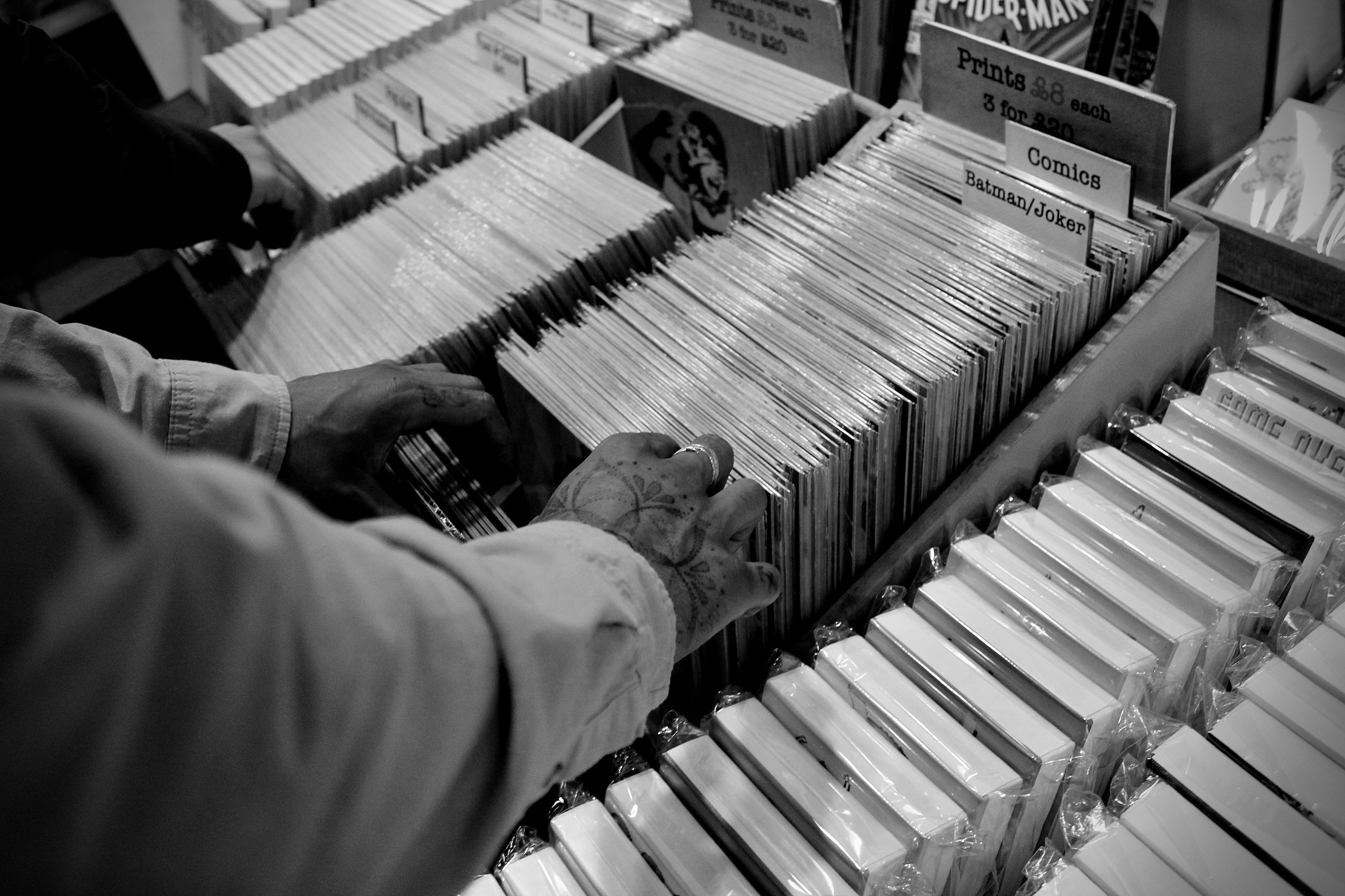 Comics Books Photos, Download The BEST Free Comics Books Stock Photos ...