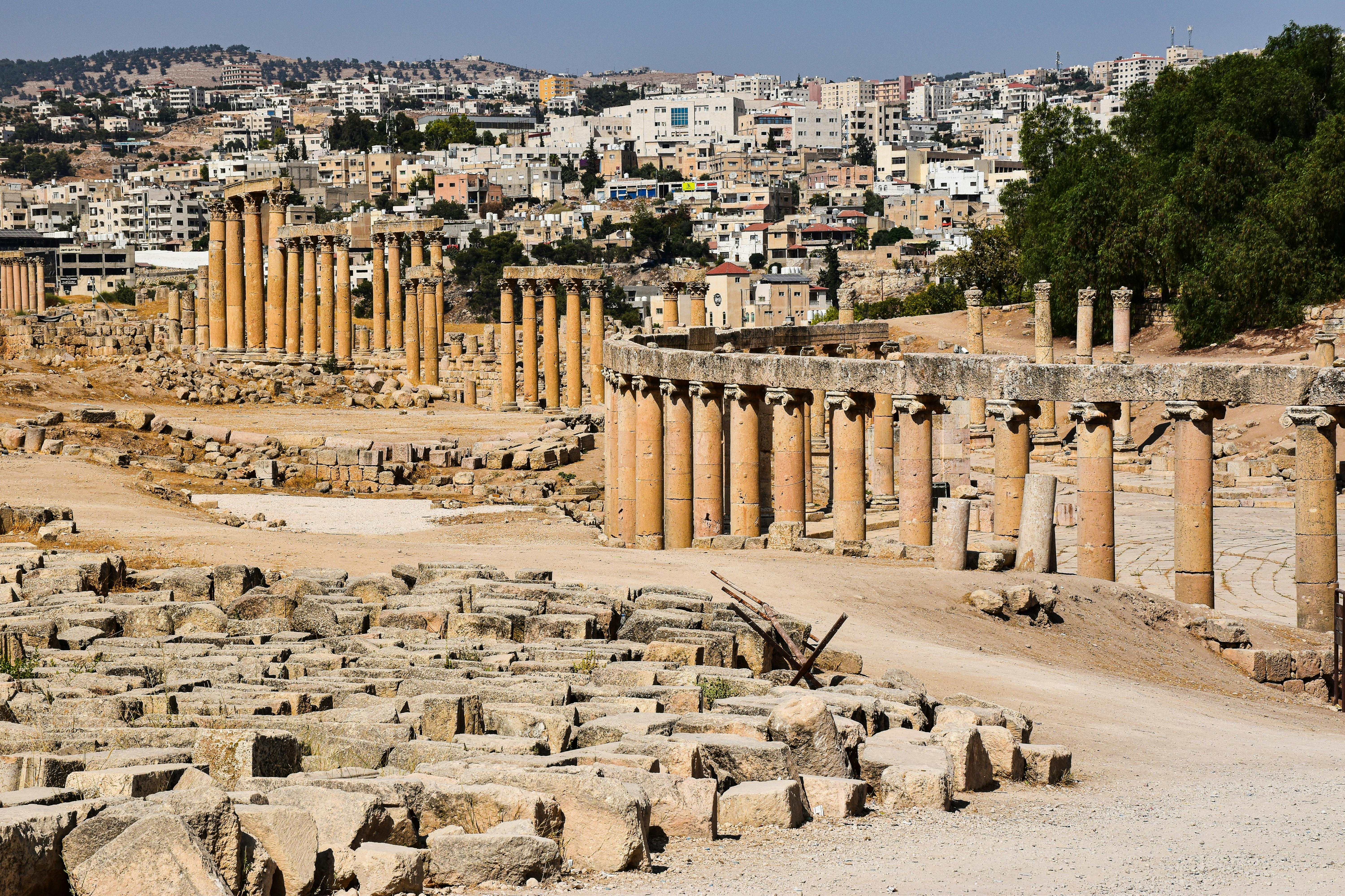 Ancient Roman Forum in Jordan · Free Stock Photo