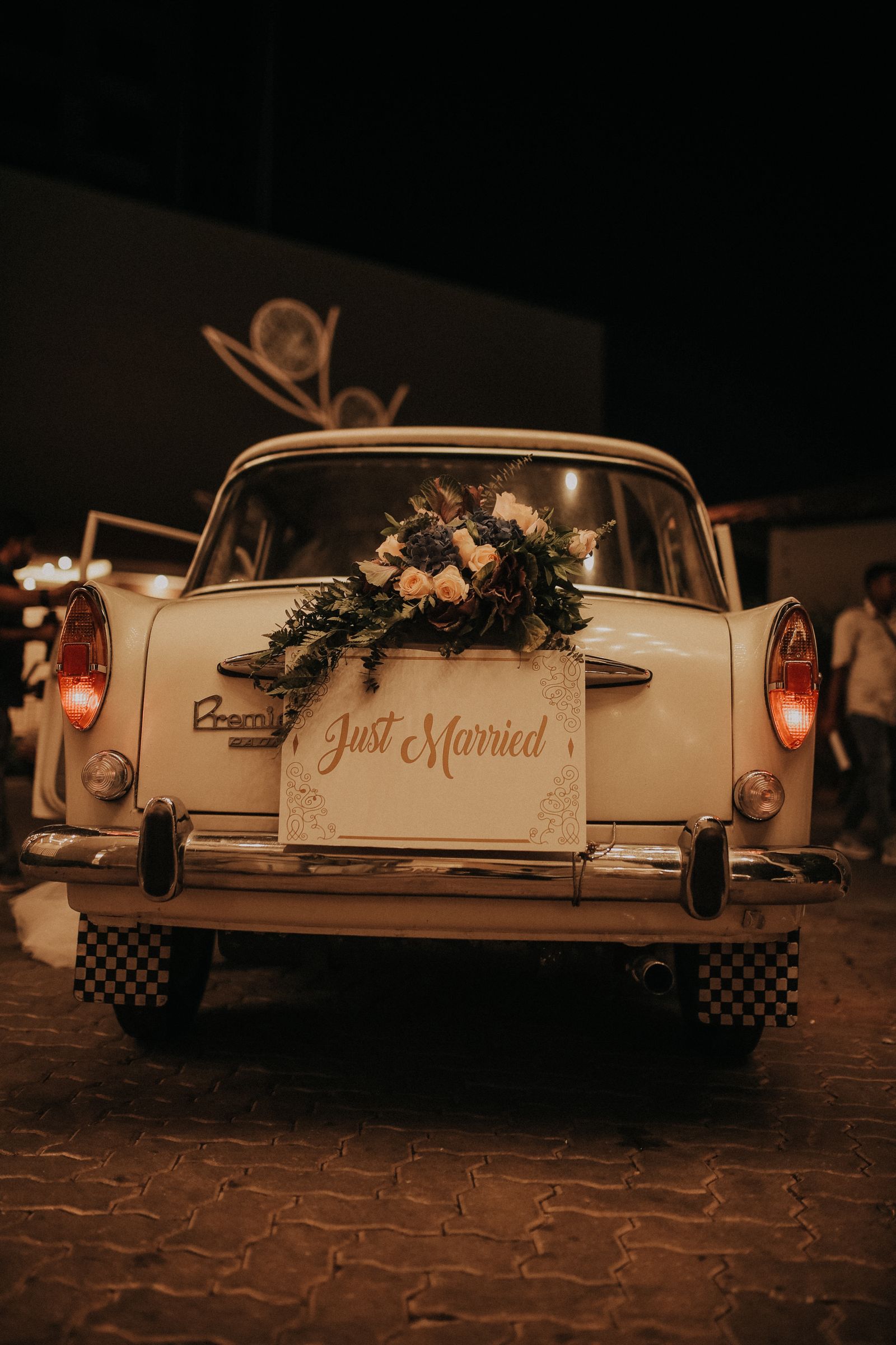 Just Married Car Photos, Download The BEST Free Just Married Car Stock ...