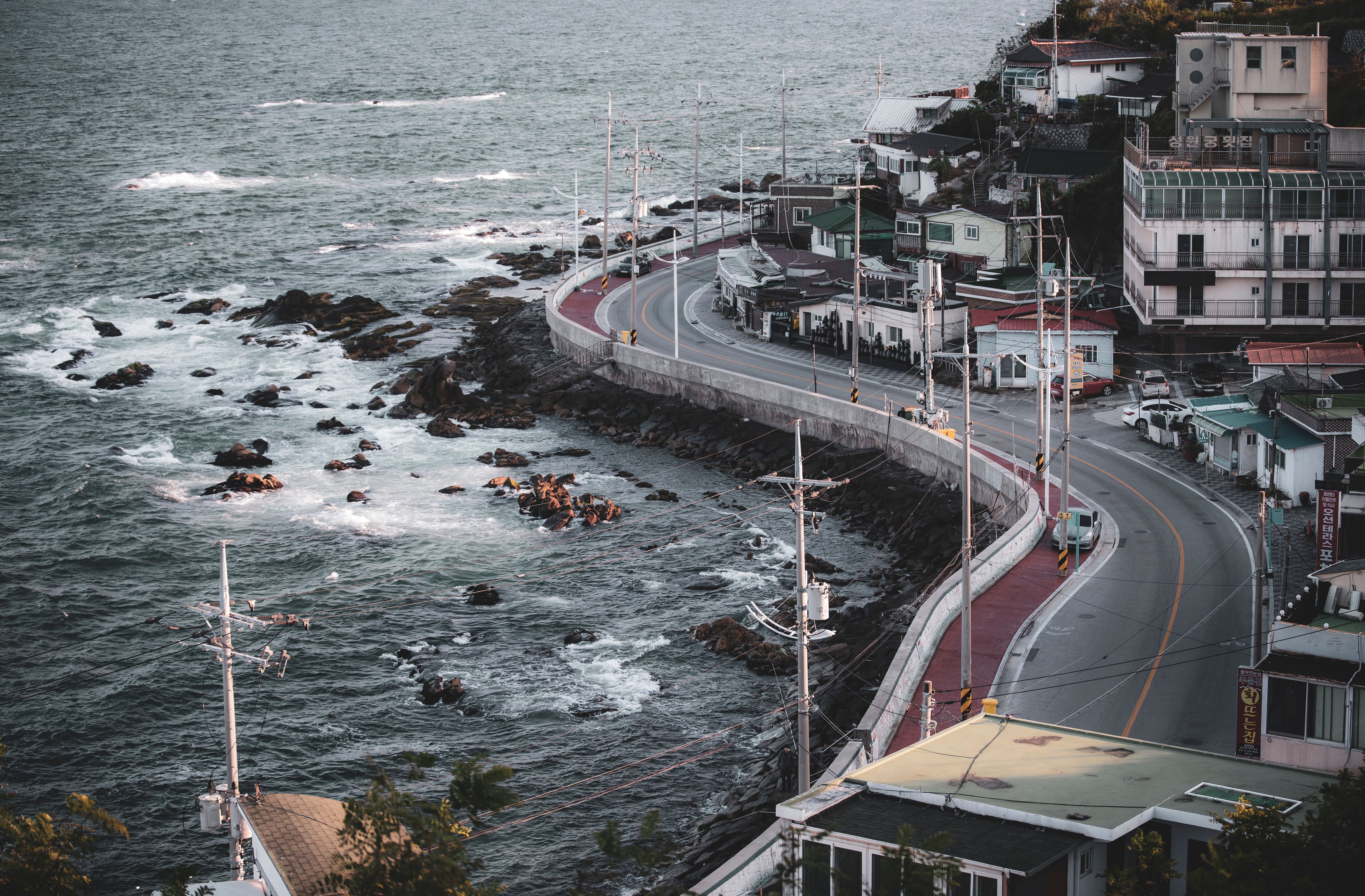 Buildings and Street on Sea Shore in Town · Free Stock Photo