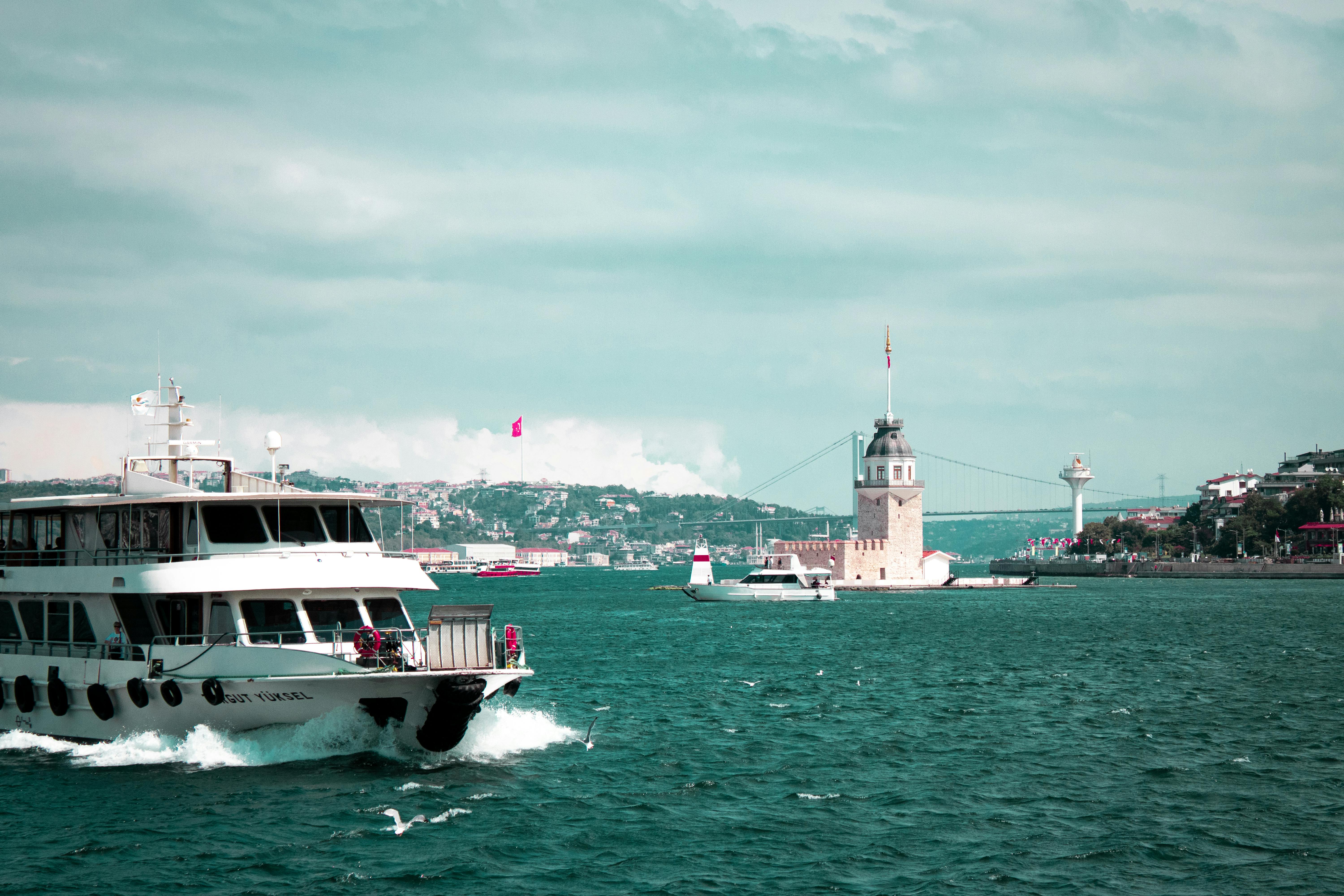 Olum Kulesi Photos, Download The BEST Free Olum Kulesi Stock Photos ...