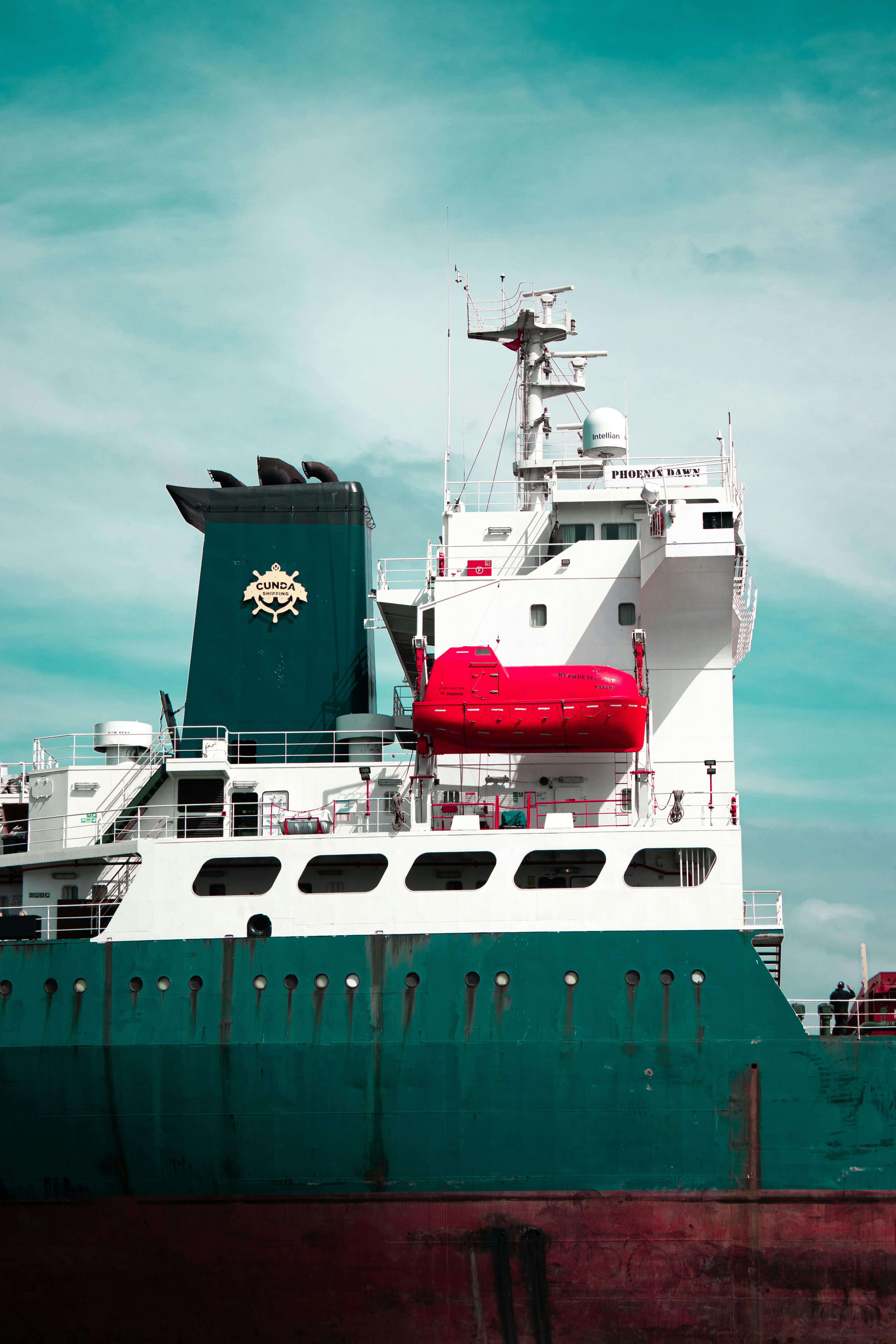 Board of Ship · Free Stock Photo