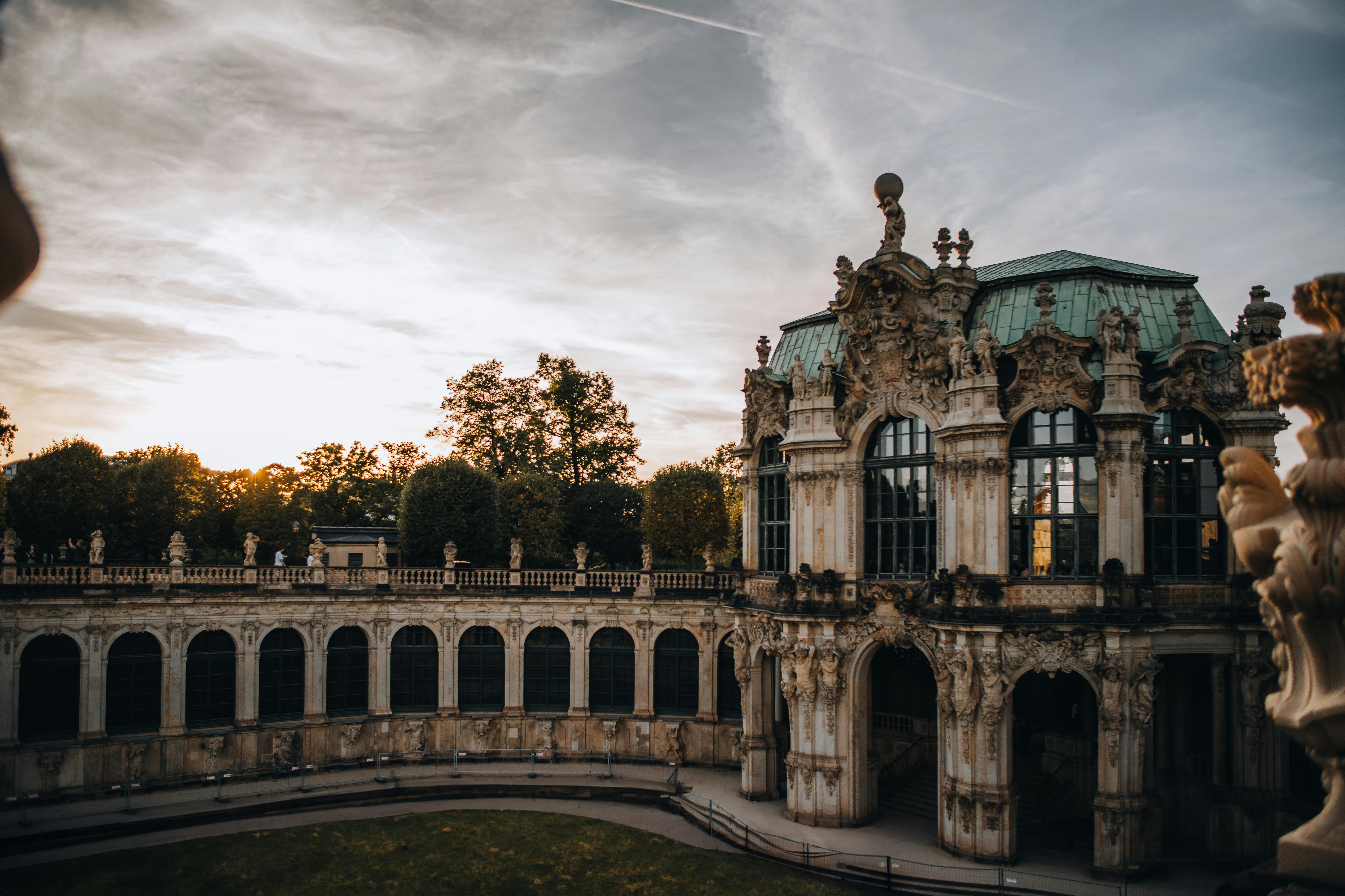 Museum Wallpaper Photos, Download The BEST Free Museum Wallpaper Stock ...