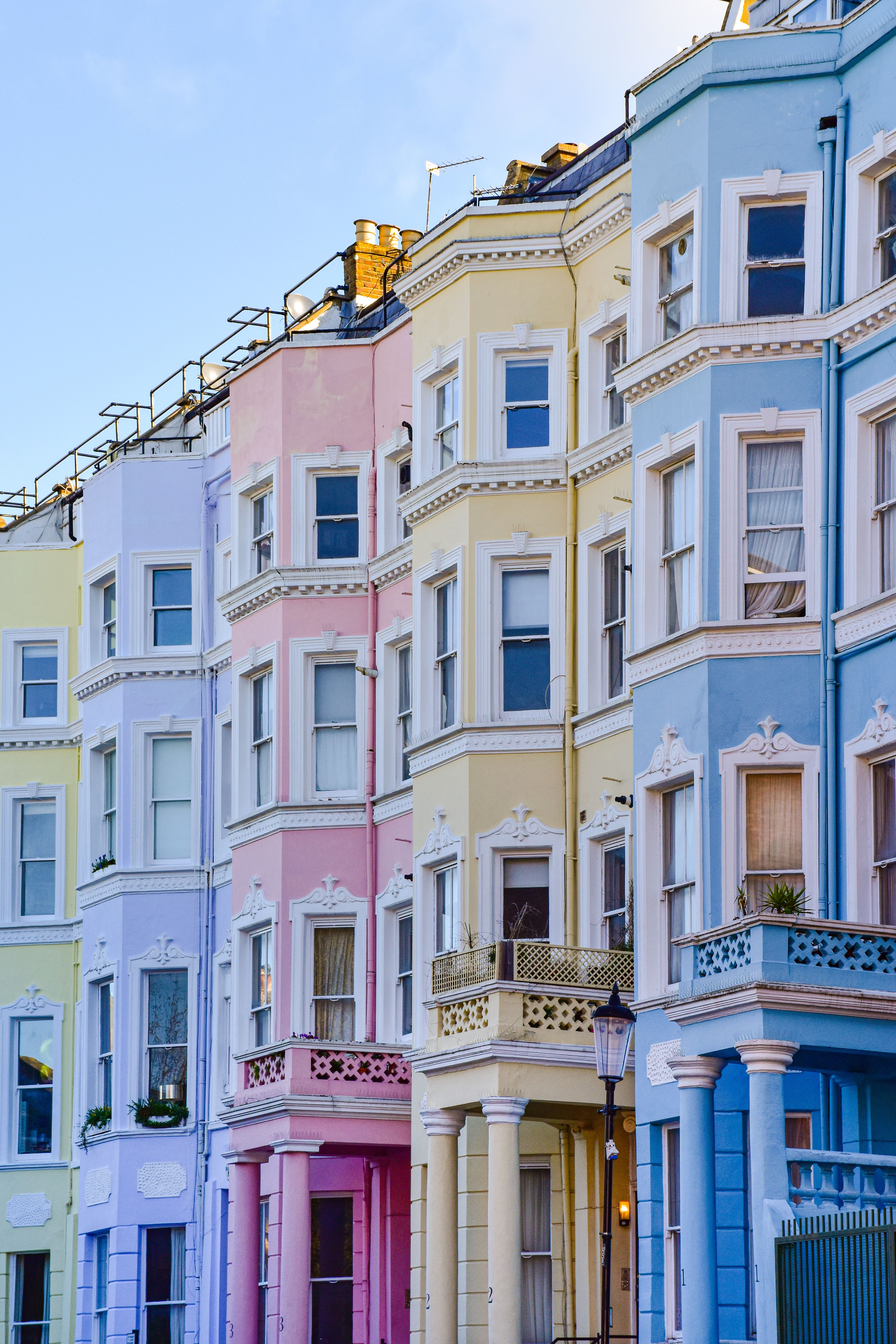 A row of colorful houses in london · Free Stock Photo