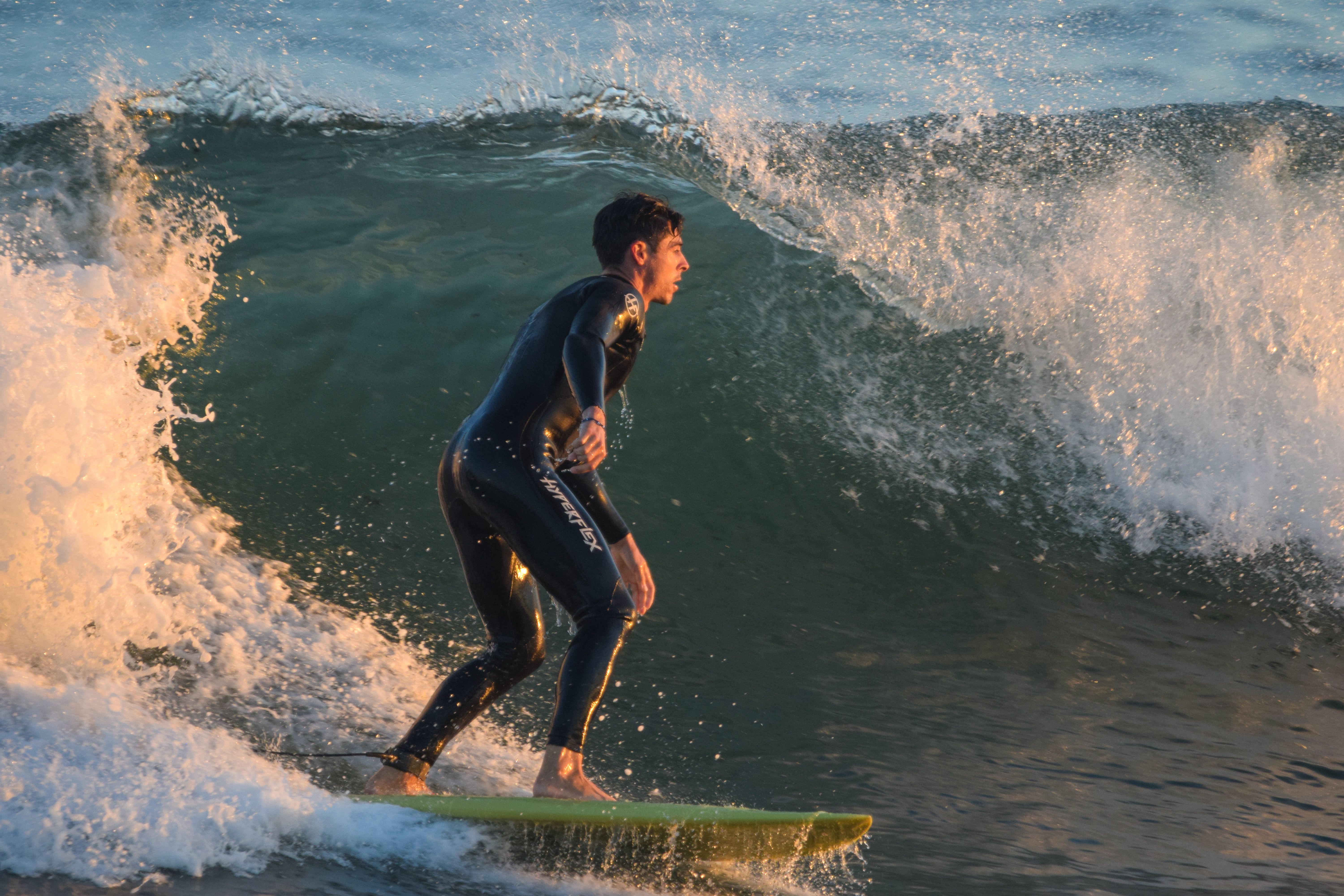 Surfer on Wave · Free Stock Photo