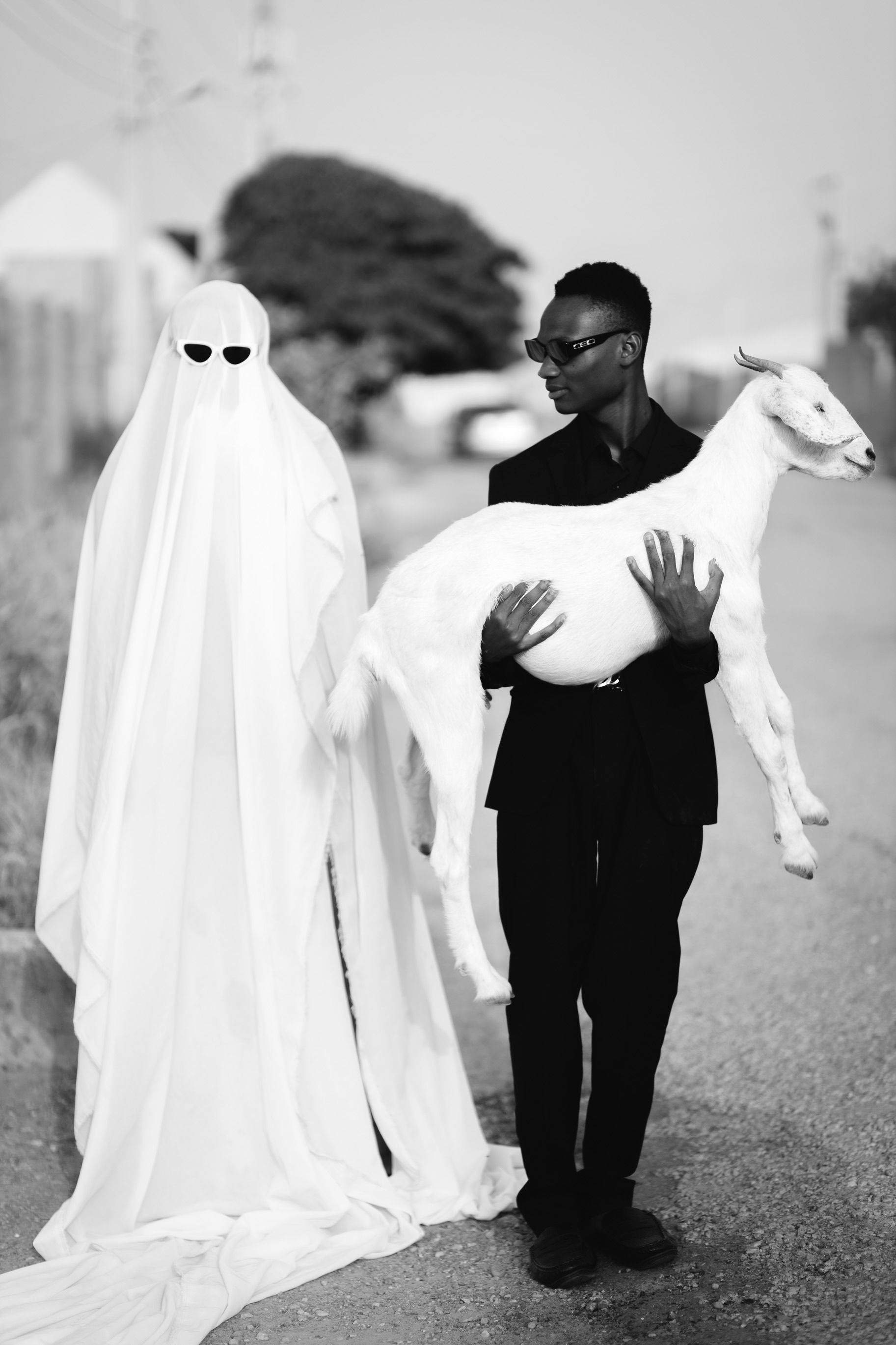 A Person Wearing an Alien Costume · Free Stock Photo