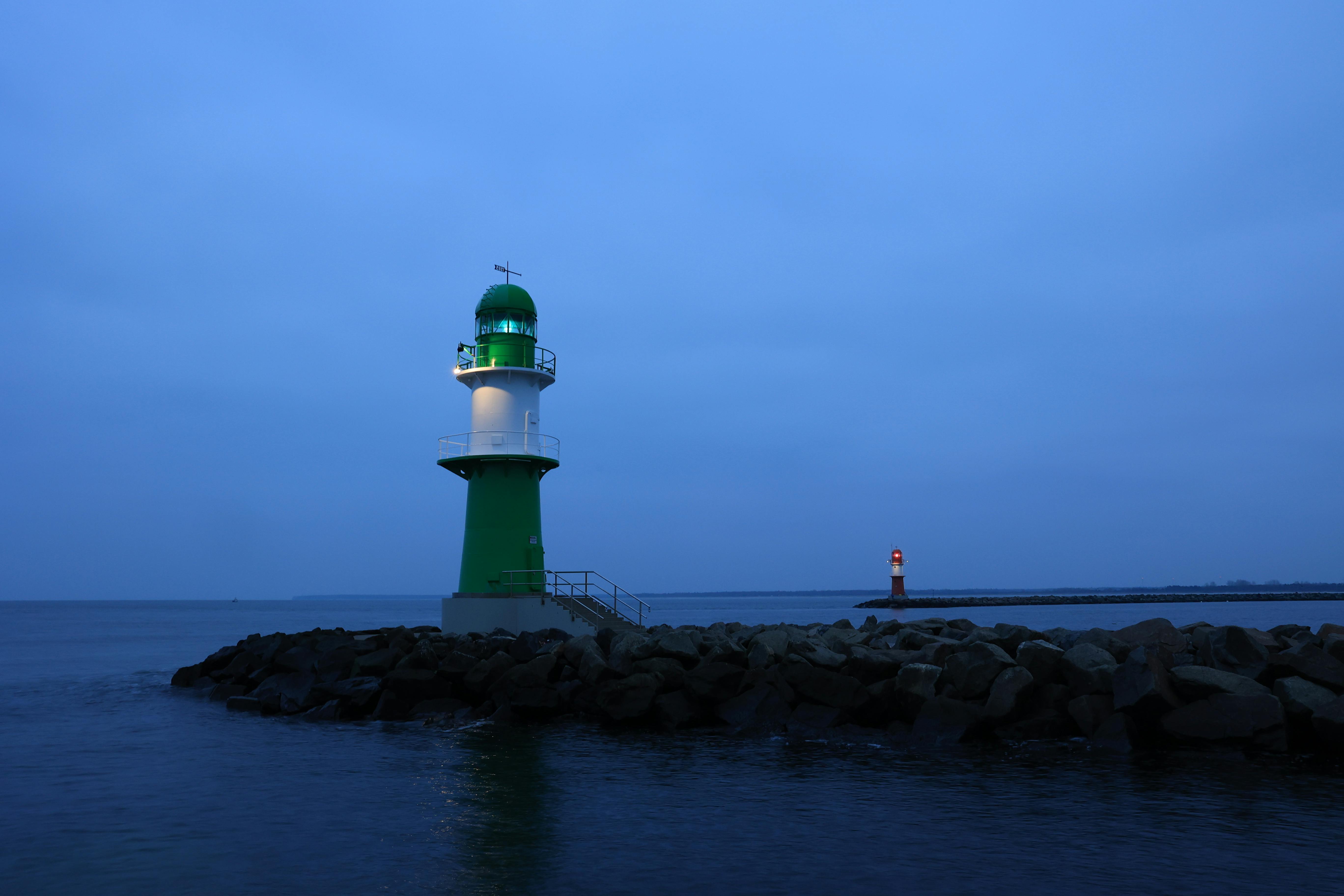 Green and White Lighthouse · Free Stock Photo
