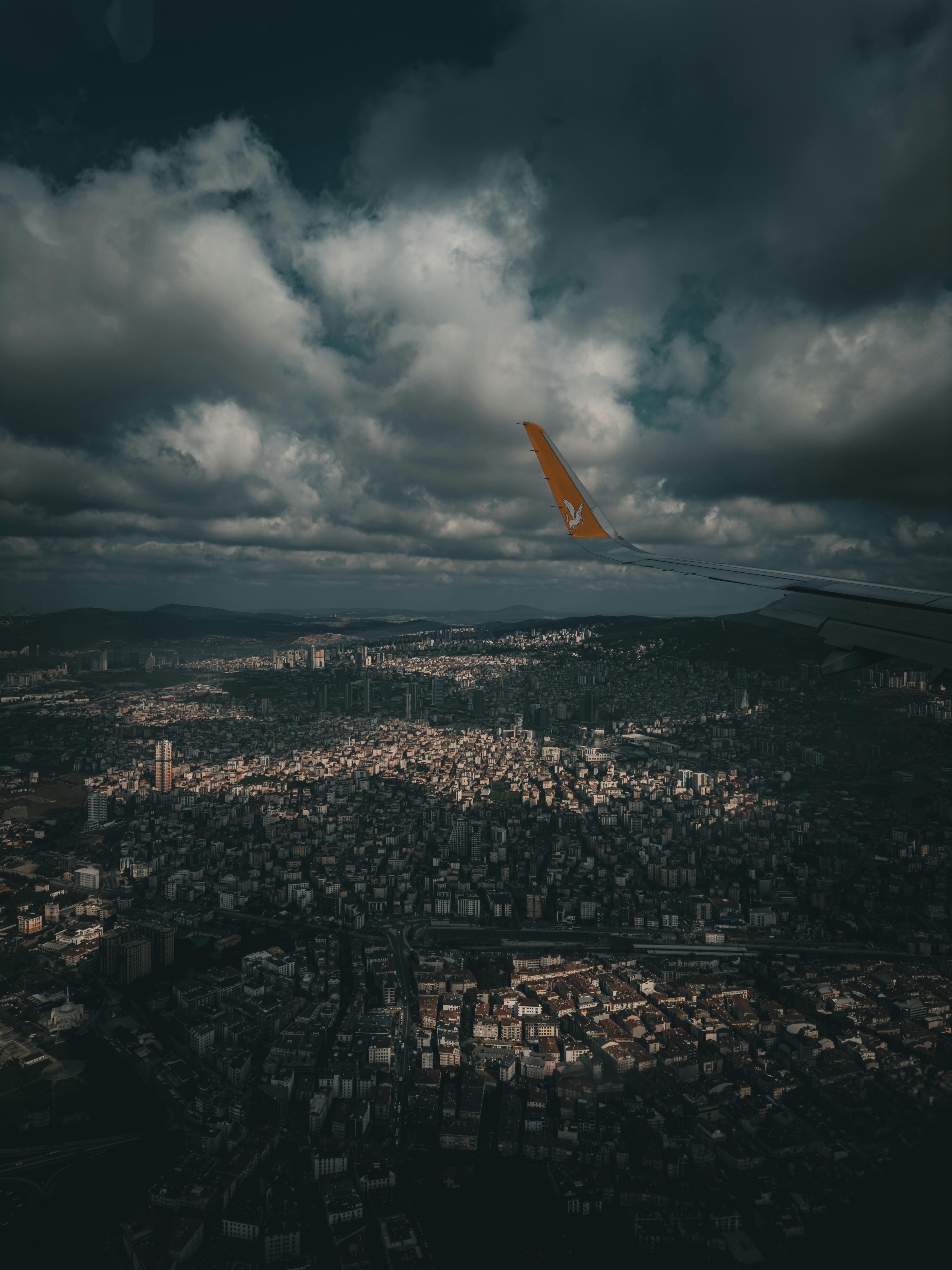 Flying Over City Photos, Download The BEST Free Flying Over City Stock ...