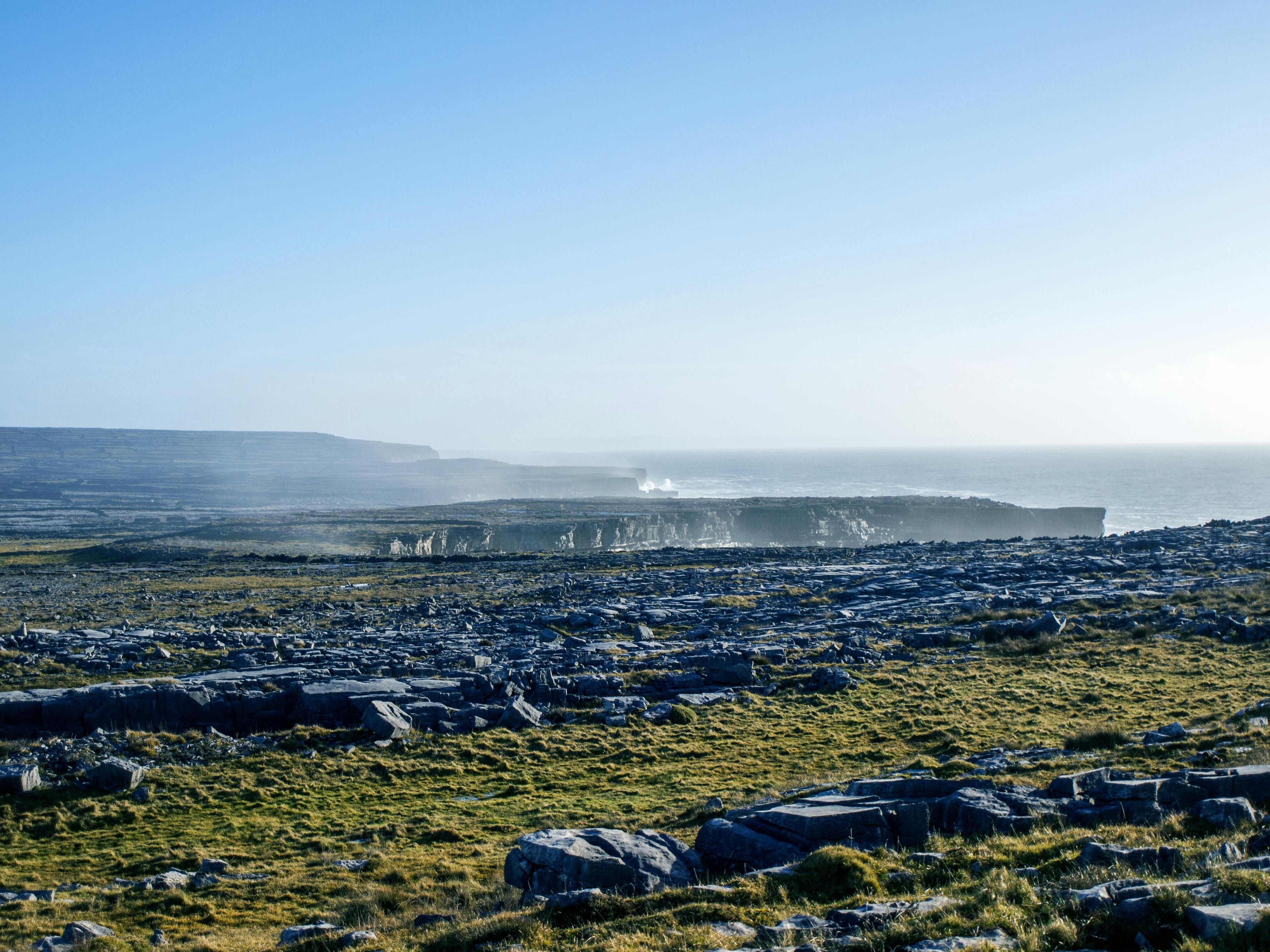 Memegang Inis Photos, Download The BEST Free Memegang Inis Stock Photos ...